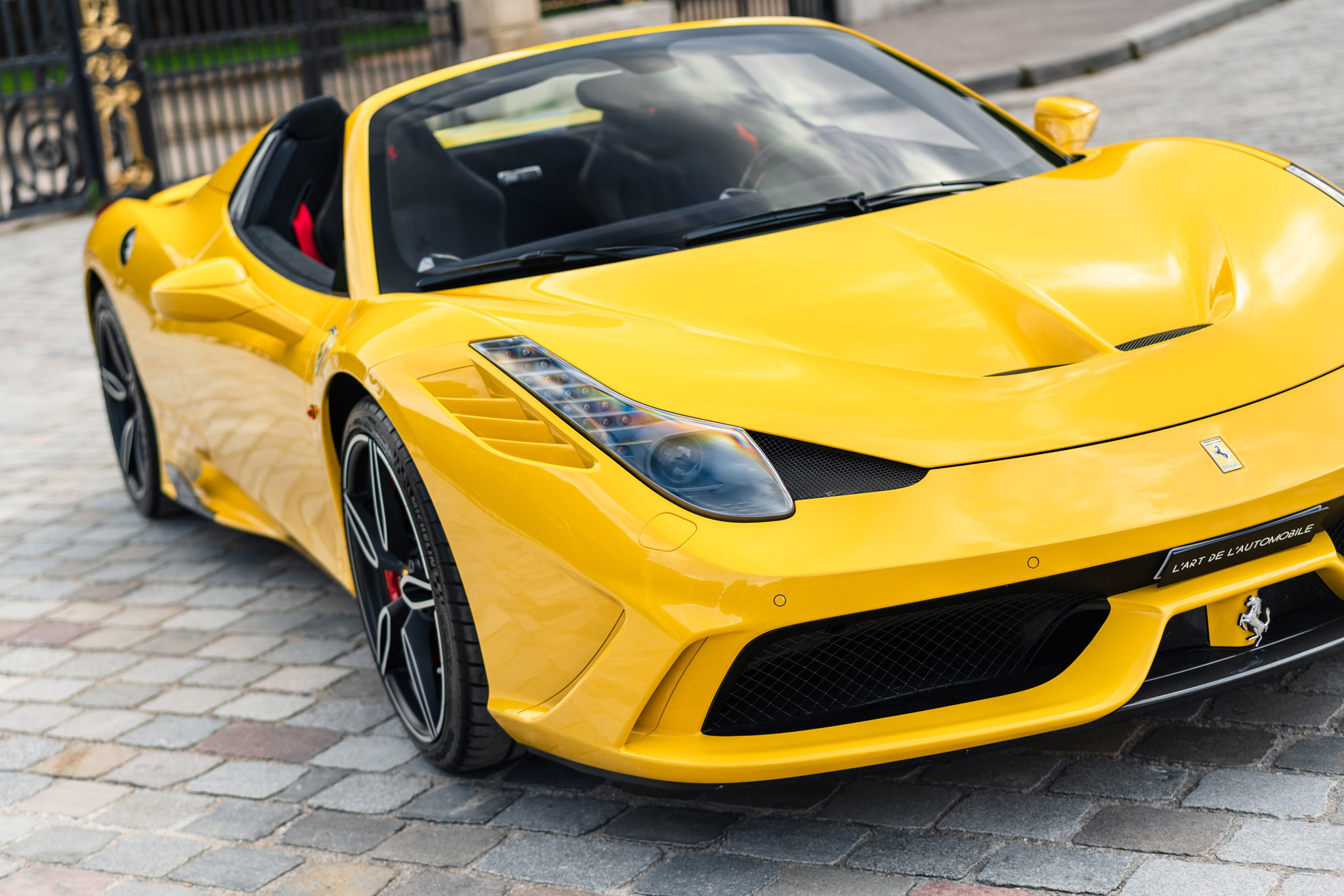Giallo Modena - Ferrari 458 Speciale A - carpaints.co