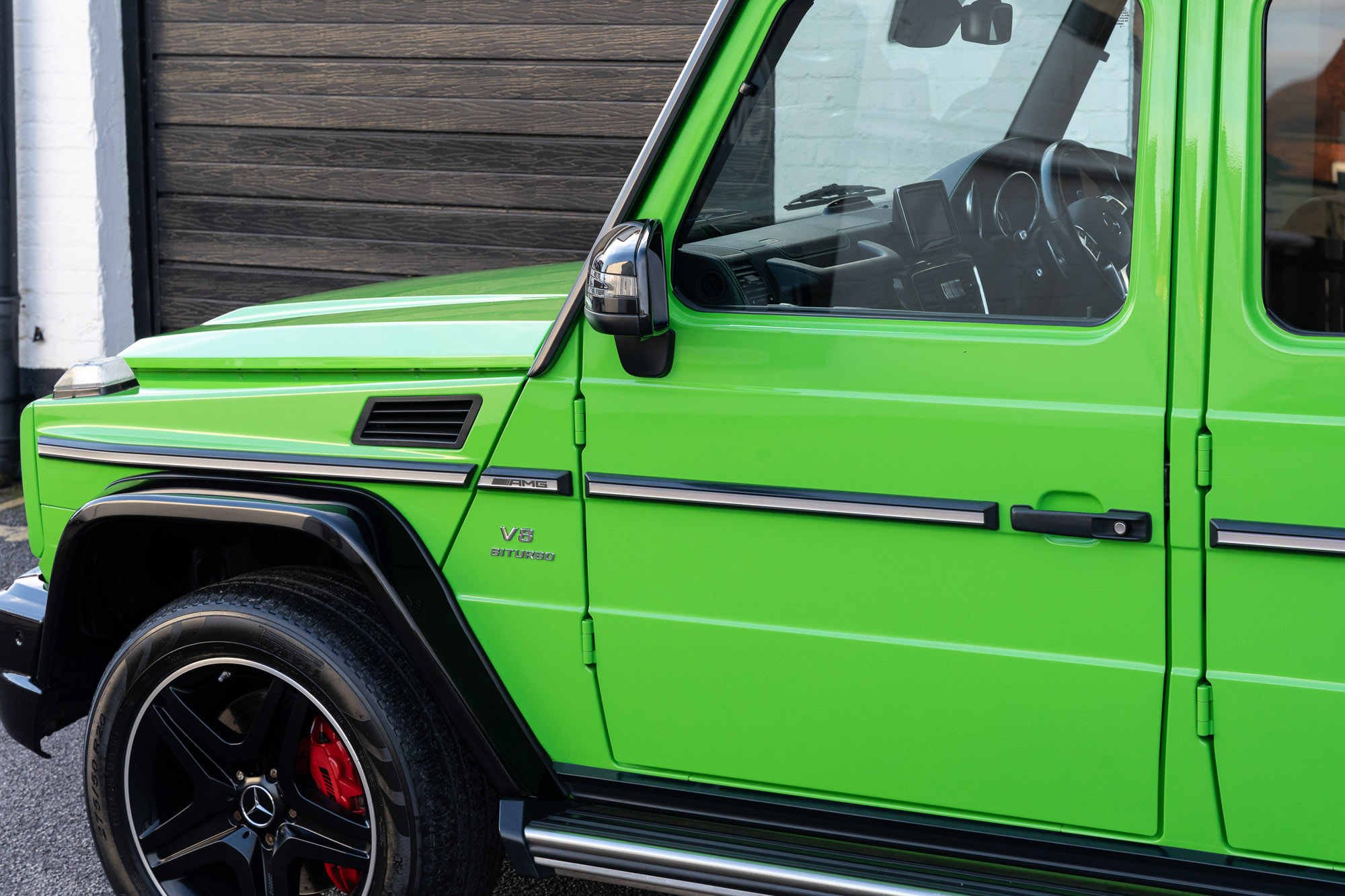 Alien Green - Mercedes-AMG G 63 Crazy Color Edition (W463 Gen 1 ...