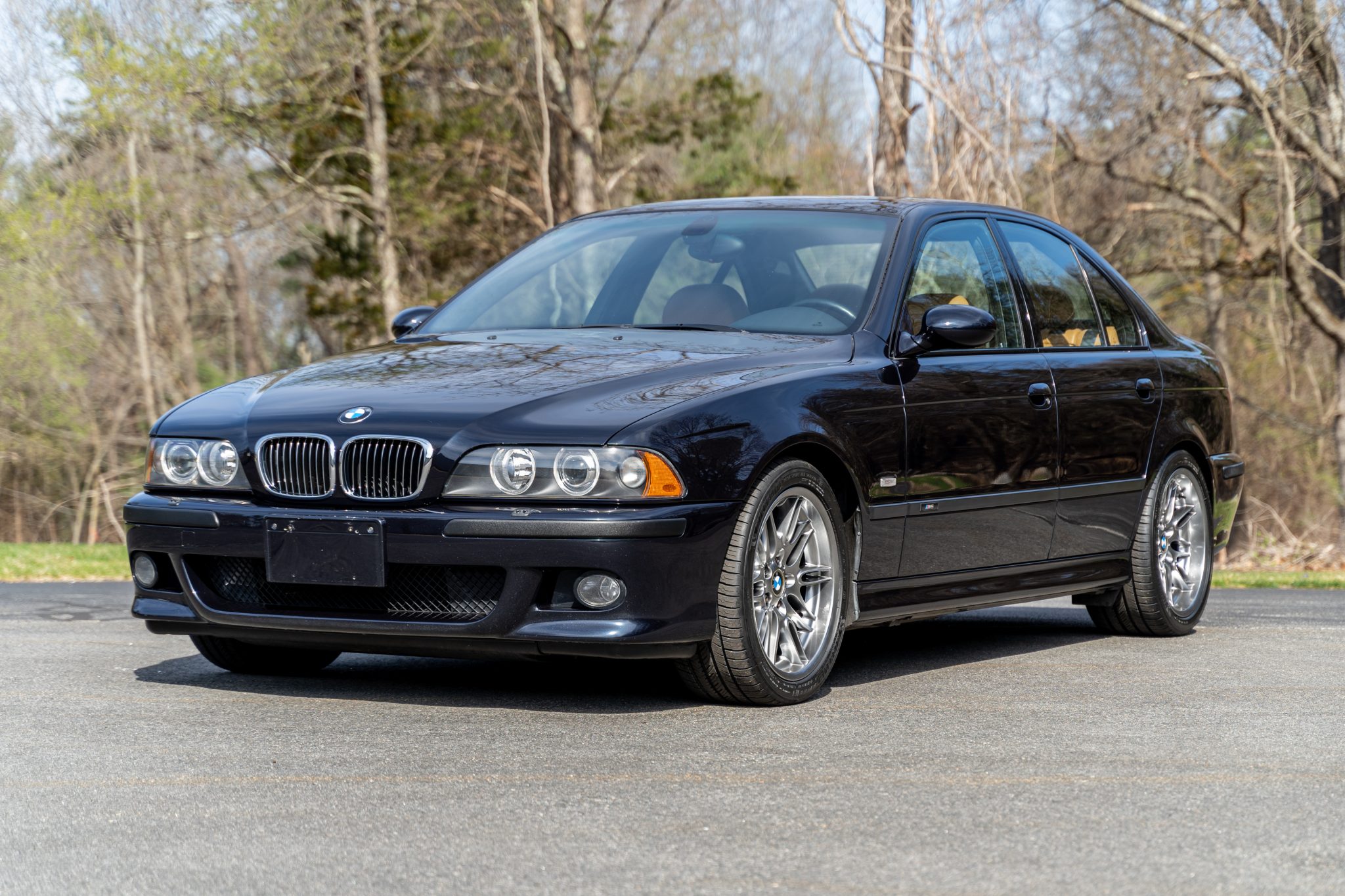 Carbon Black - BMW M5 (E39) - carpaints.co