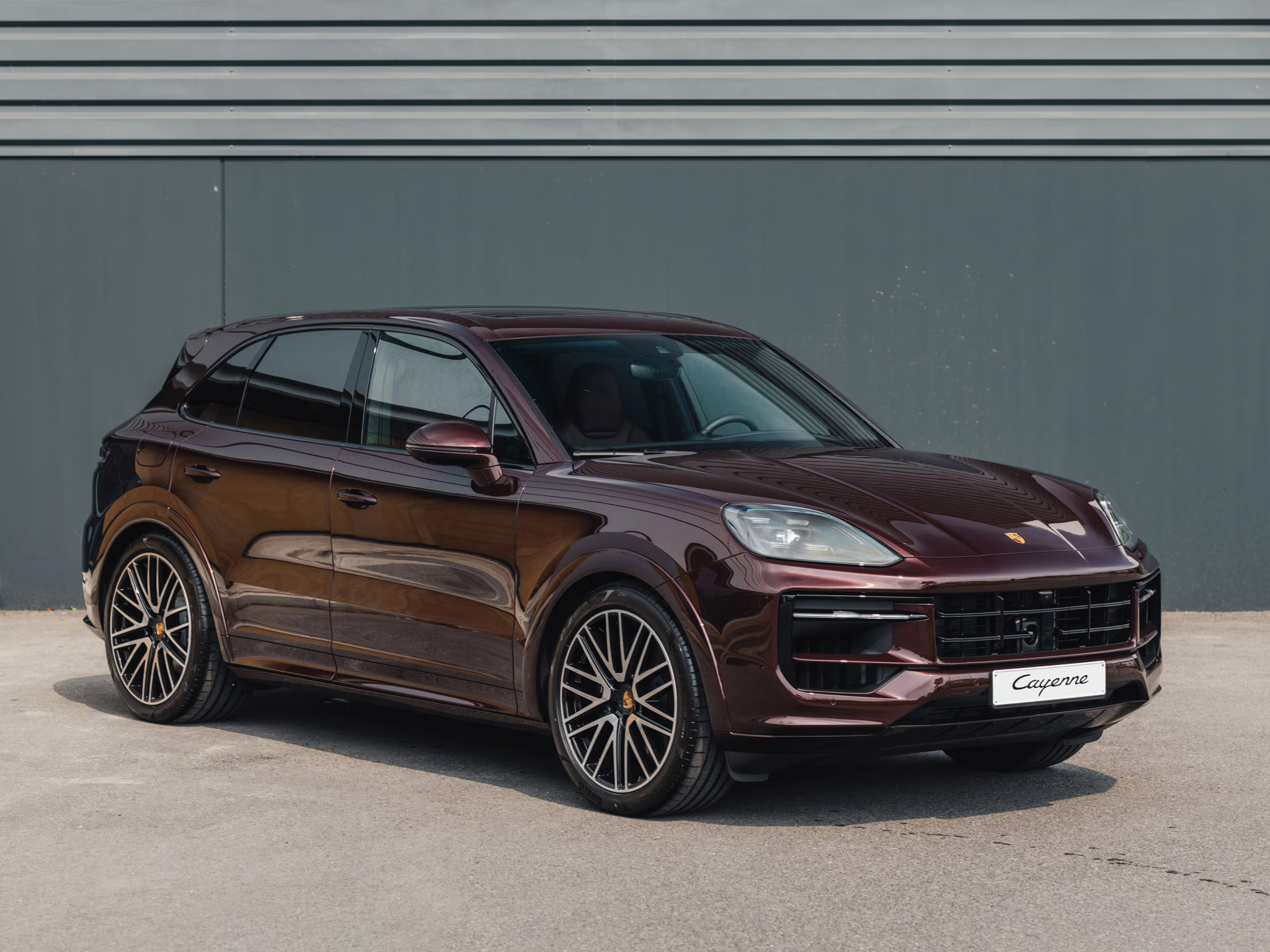 Seville Red Metallic - Porsche Cayenne (E3) - carpaints.co