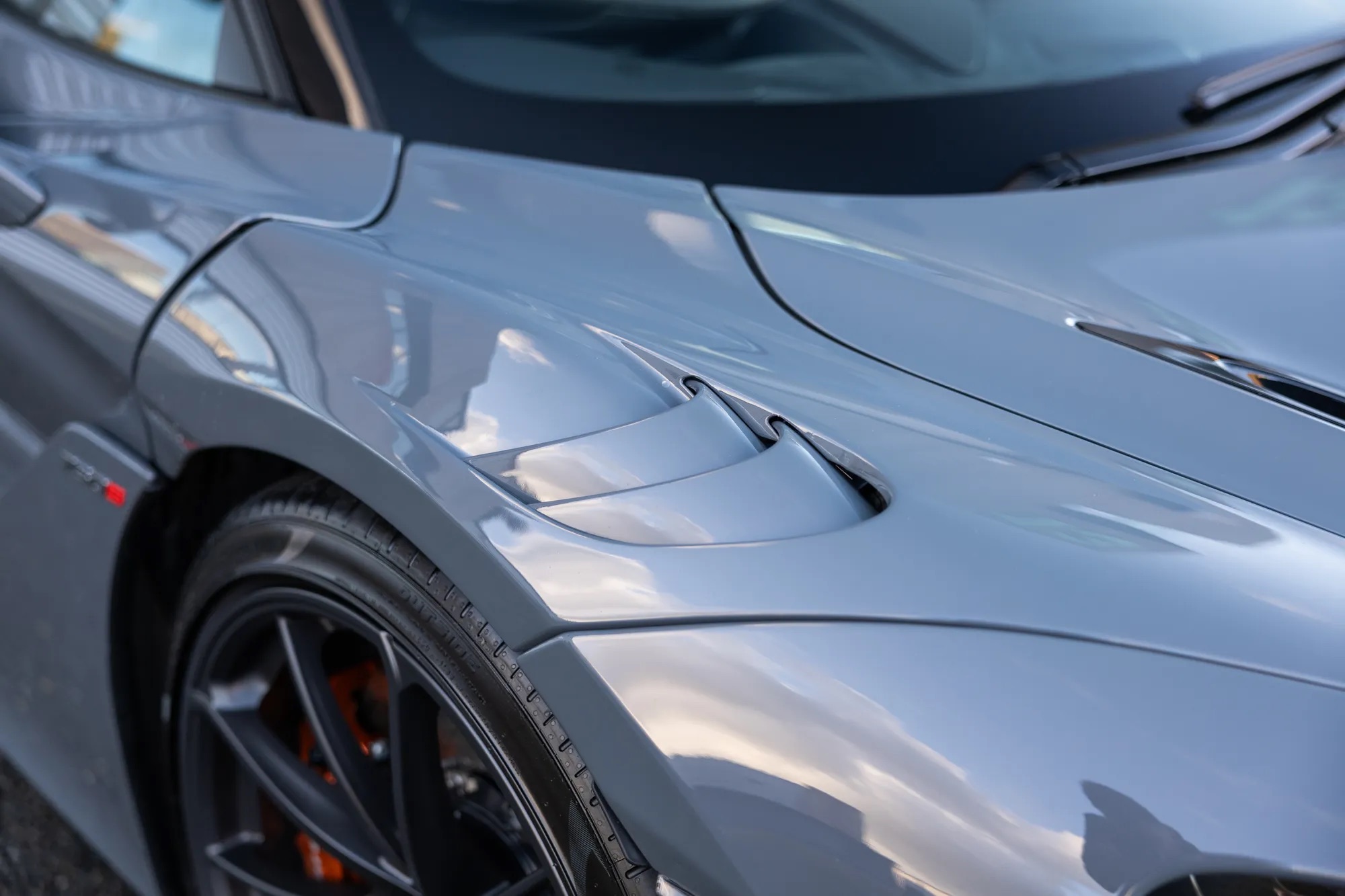 Chicane Grey - McLaren 750S - carpaints.co