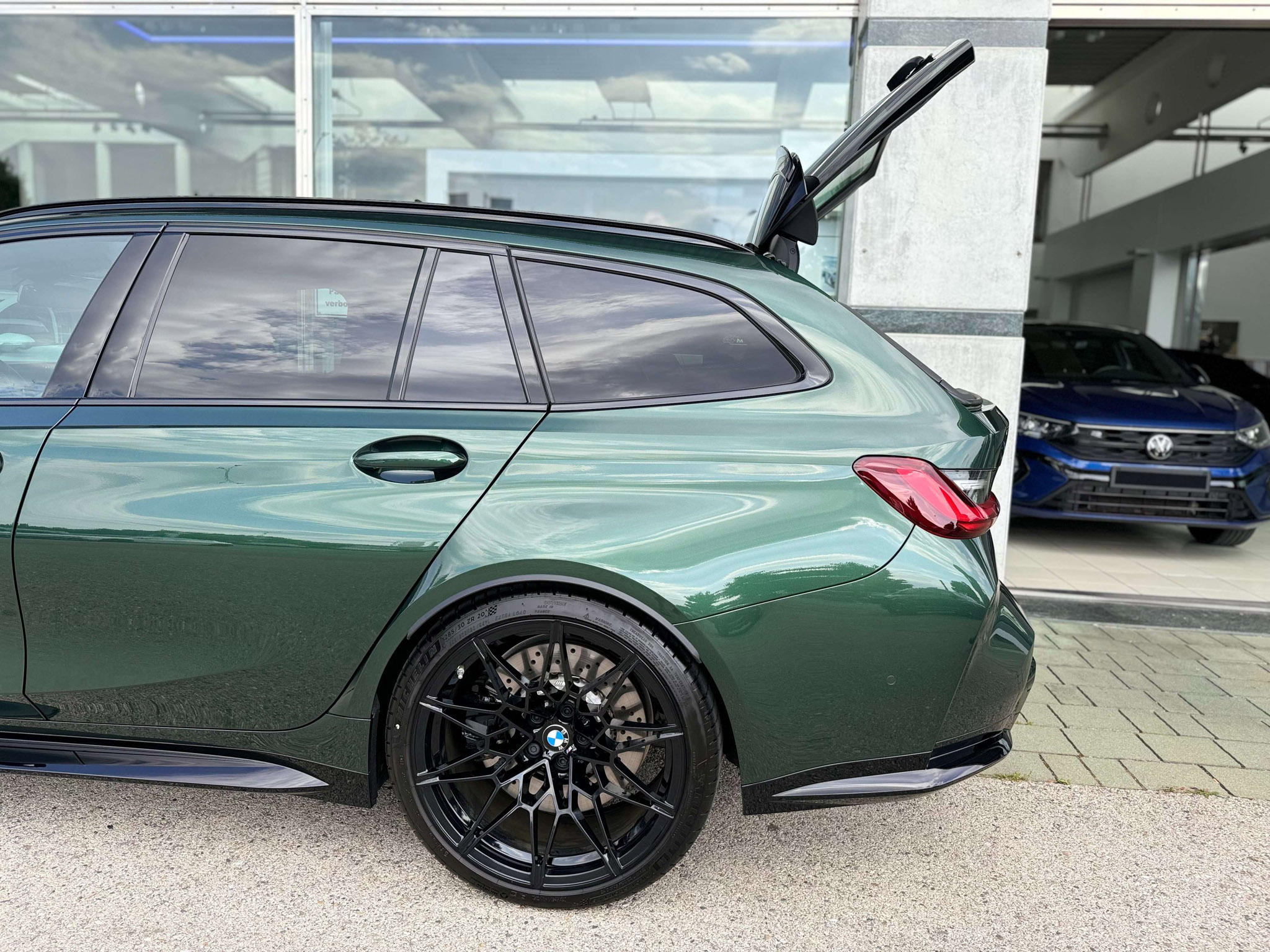 Verdant Green - BMW M3 Touring (G81) - carpaints.co