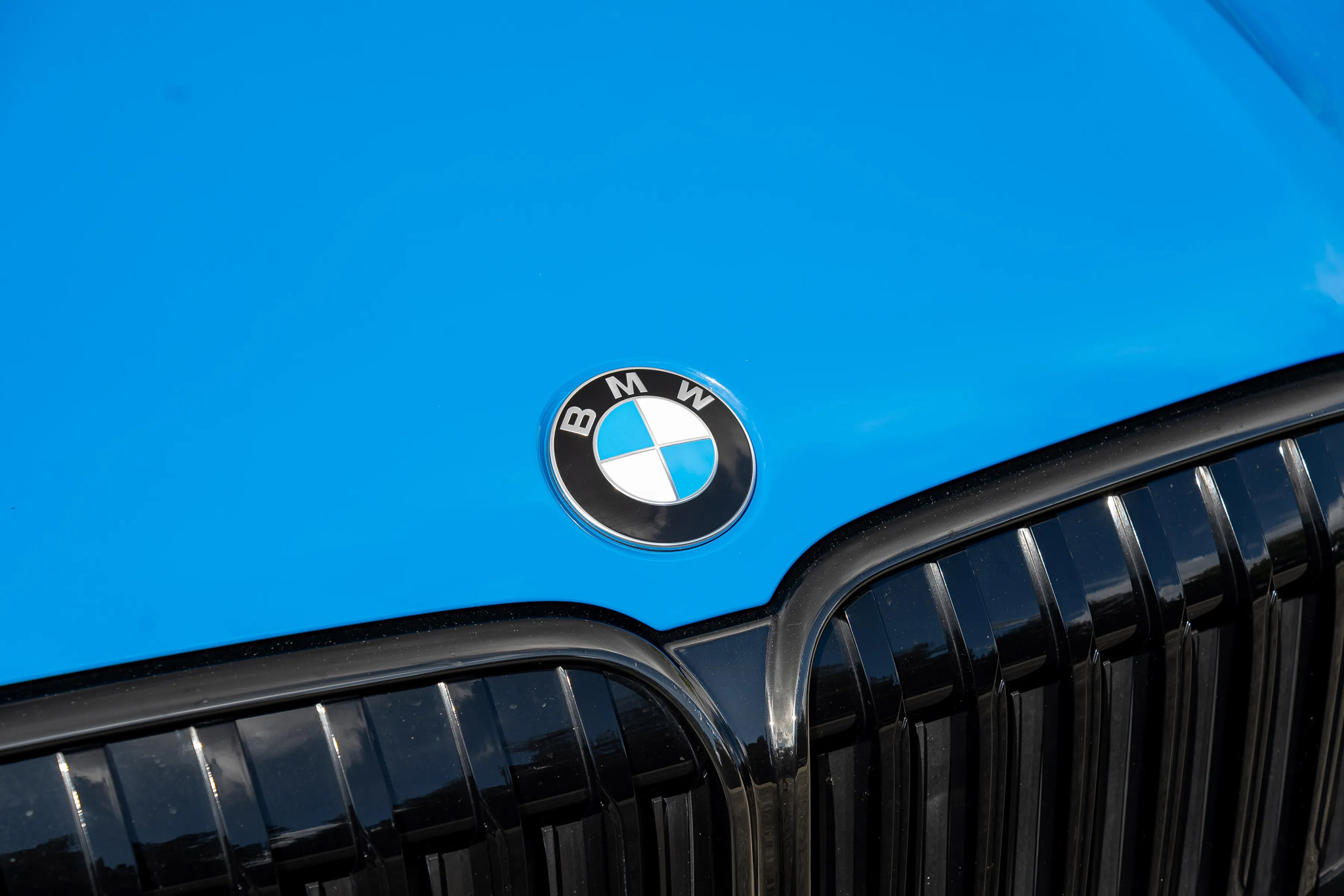 Voodoo Blue - BMW 7 Series (G11) - carpaints.co