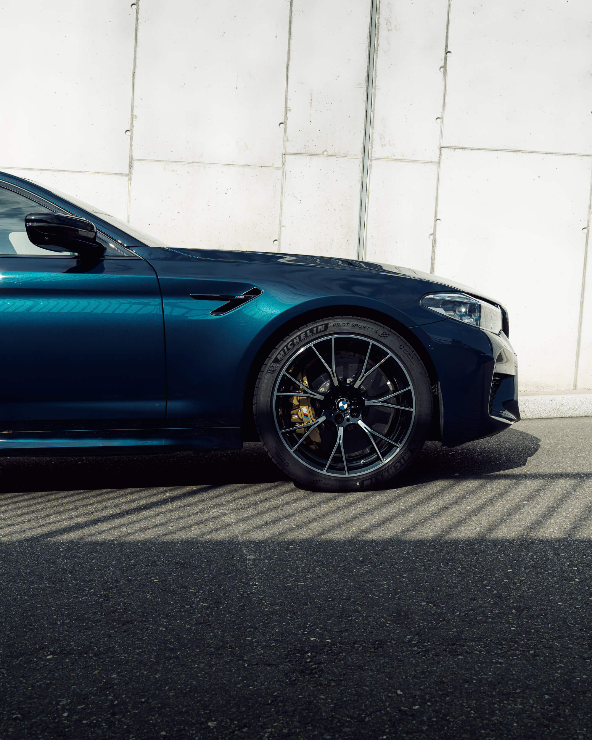 Aegean Blue - BMW M5 (F90) - carpaints.co