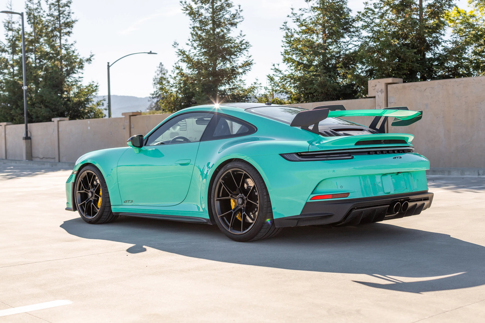 Mint Green - Porsche 911 GT3 (992) - carpaints.co