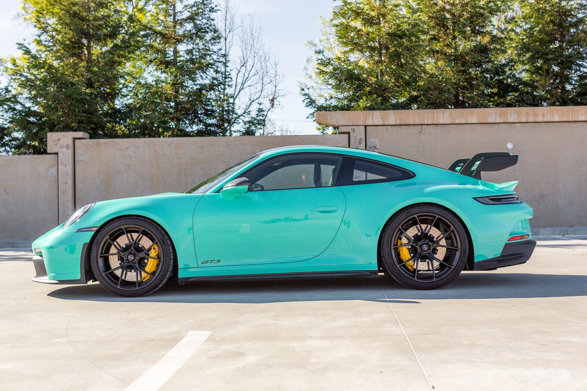Mint Green - Porsche 911 GT3 (992) - carpaints.co