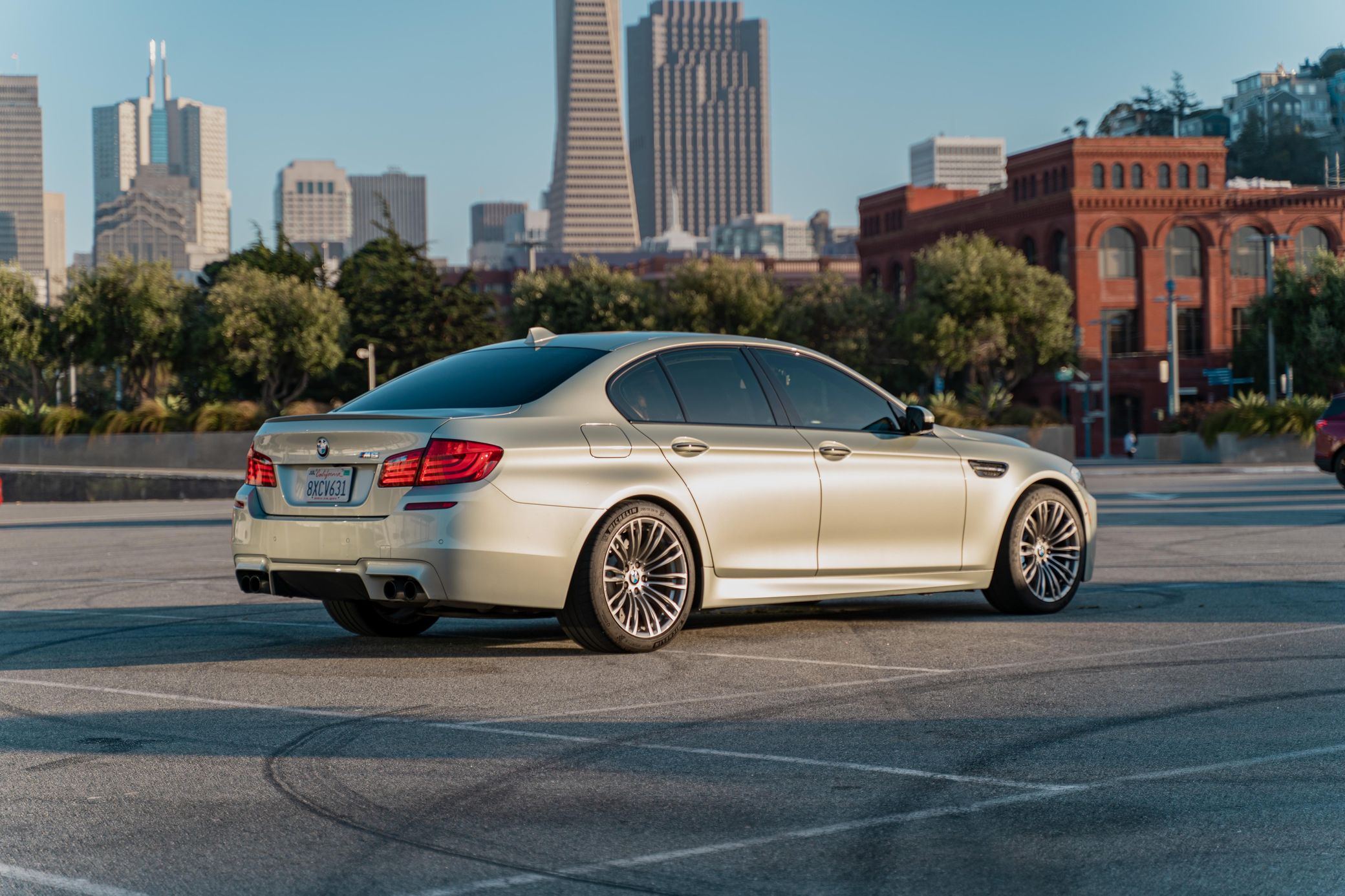 Amazonite Silver - BMW M5 (F10) - carpaints.co