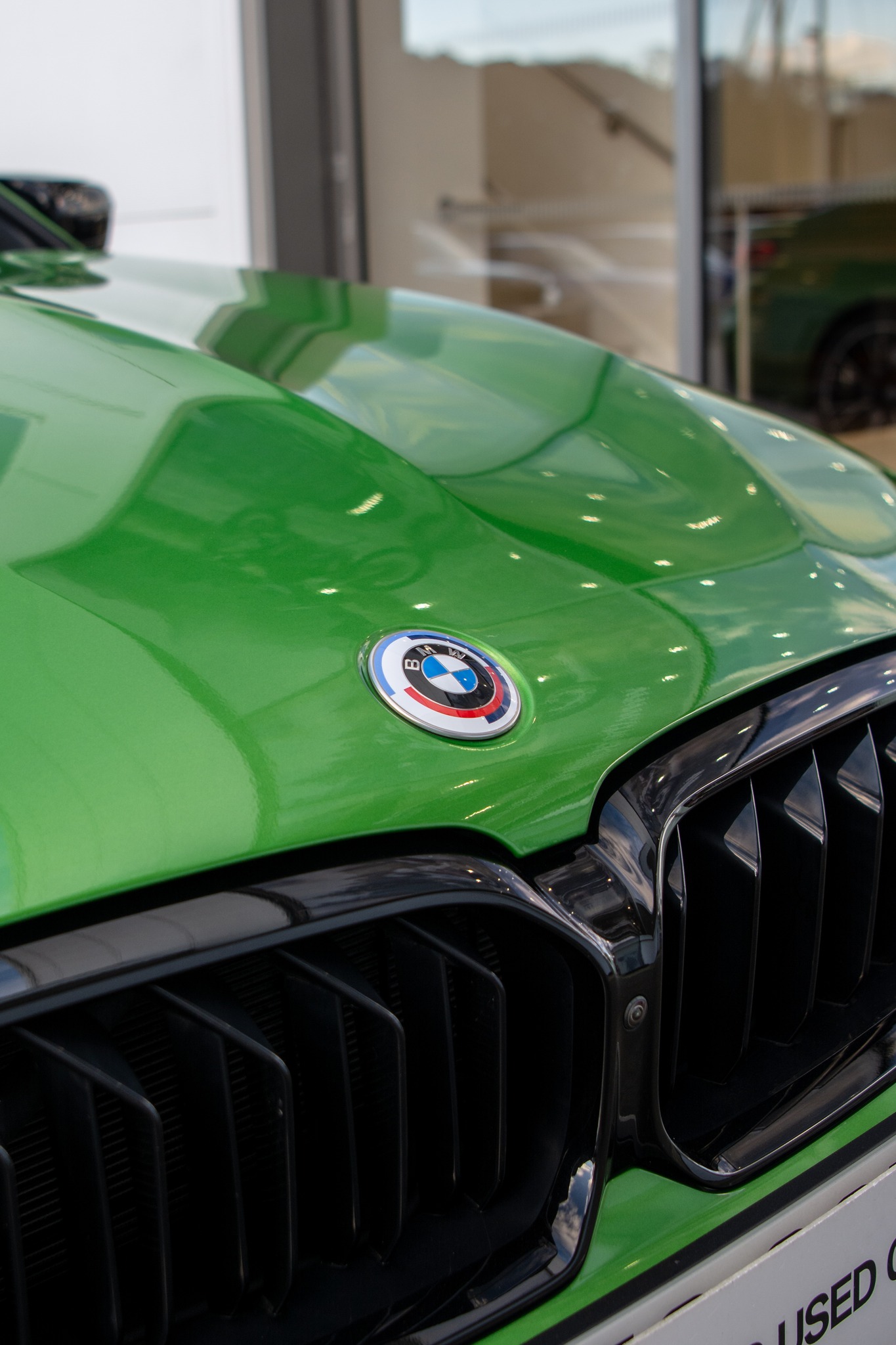 Java Green II - BMW M5 (F90) - carpaints.co