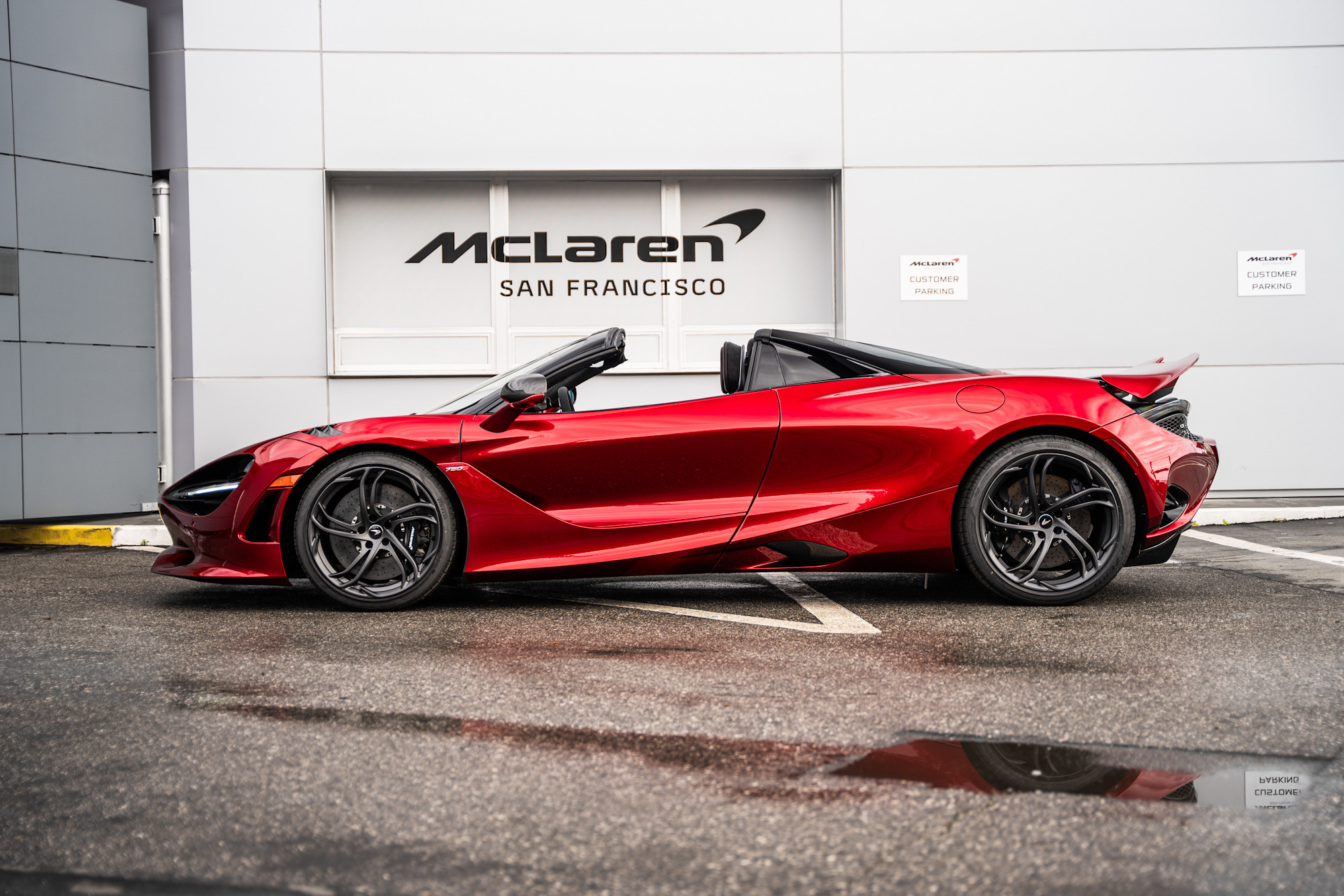 Volcano Red - McLaren 750S Spider - carpaints.co