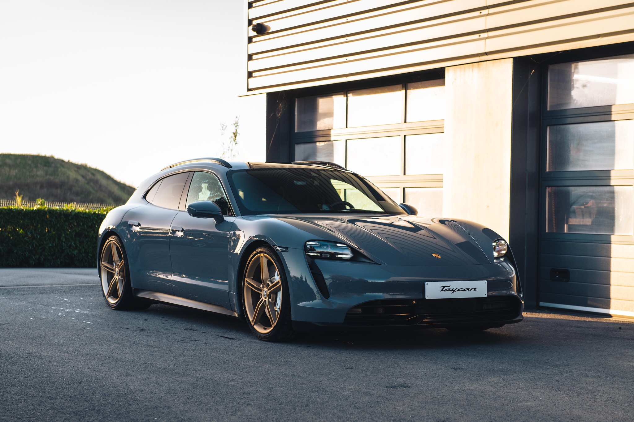 Slate Grey - Porsche Taycan Sport Turismo - carpaints.co