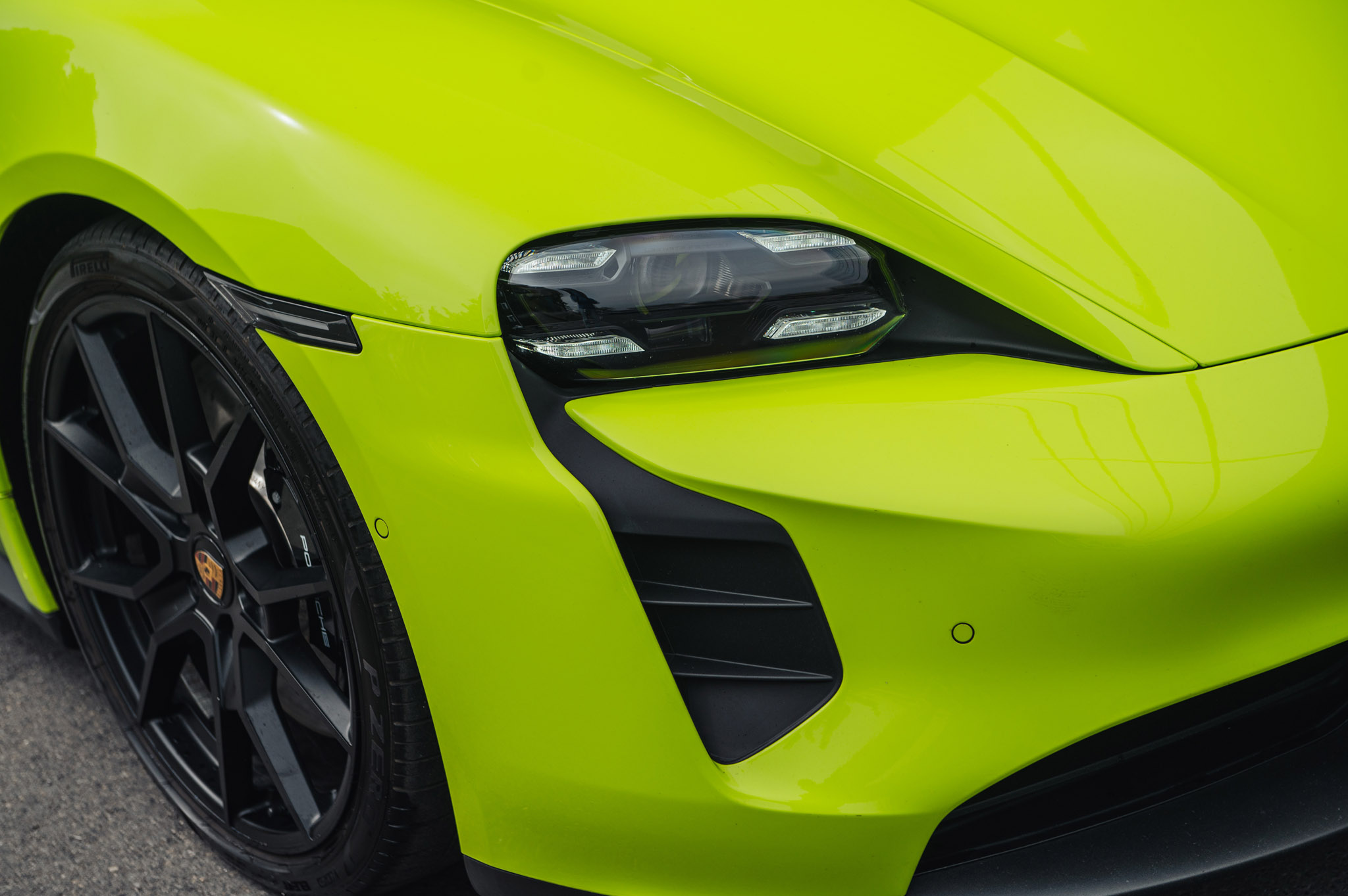 Acid Green - Porsche Taycan - carpaints.co