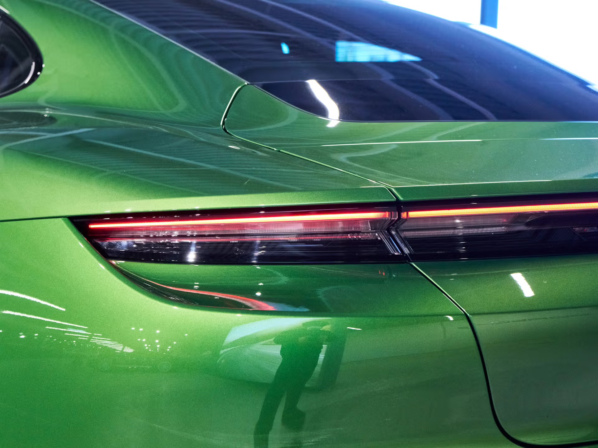 Mamba Green - Porsche Taycan - carpaints.co