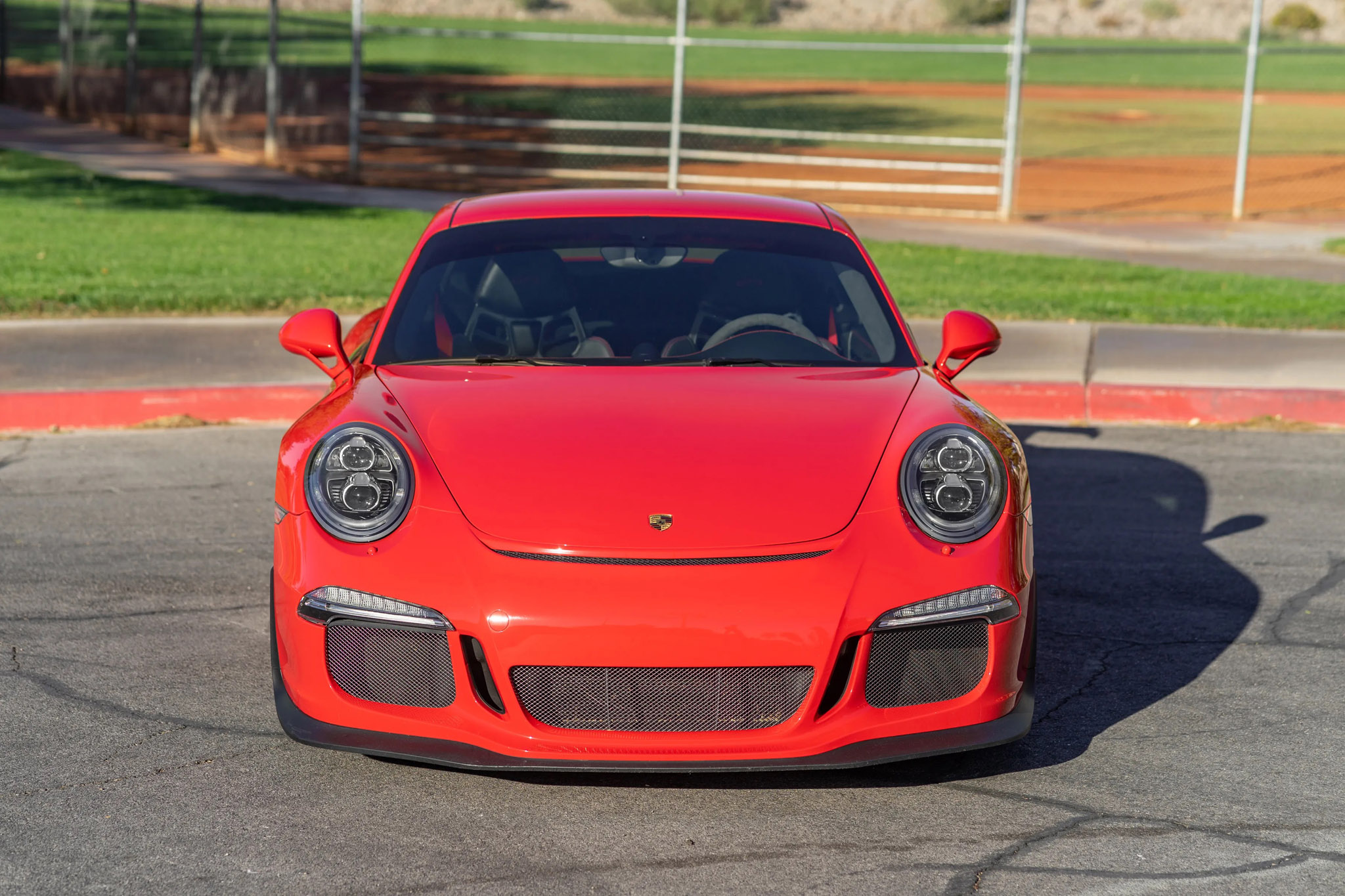 Guards Red - Porsche 911 GT3 (991.1) - carpaints.co