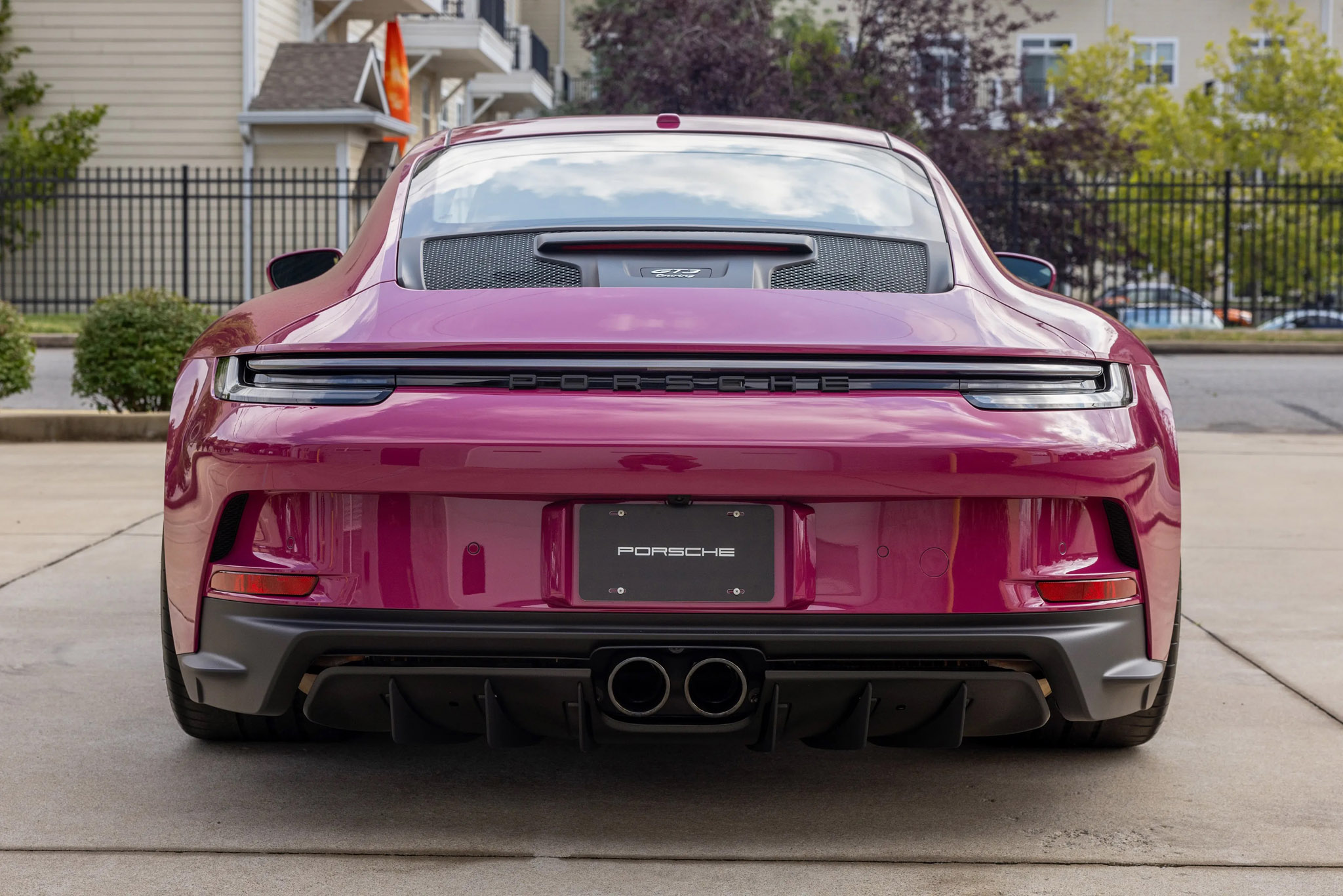 Ruby Star Neo - Porsche 911 GT3 Touring (992) - carpaints.co