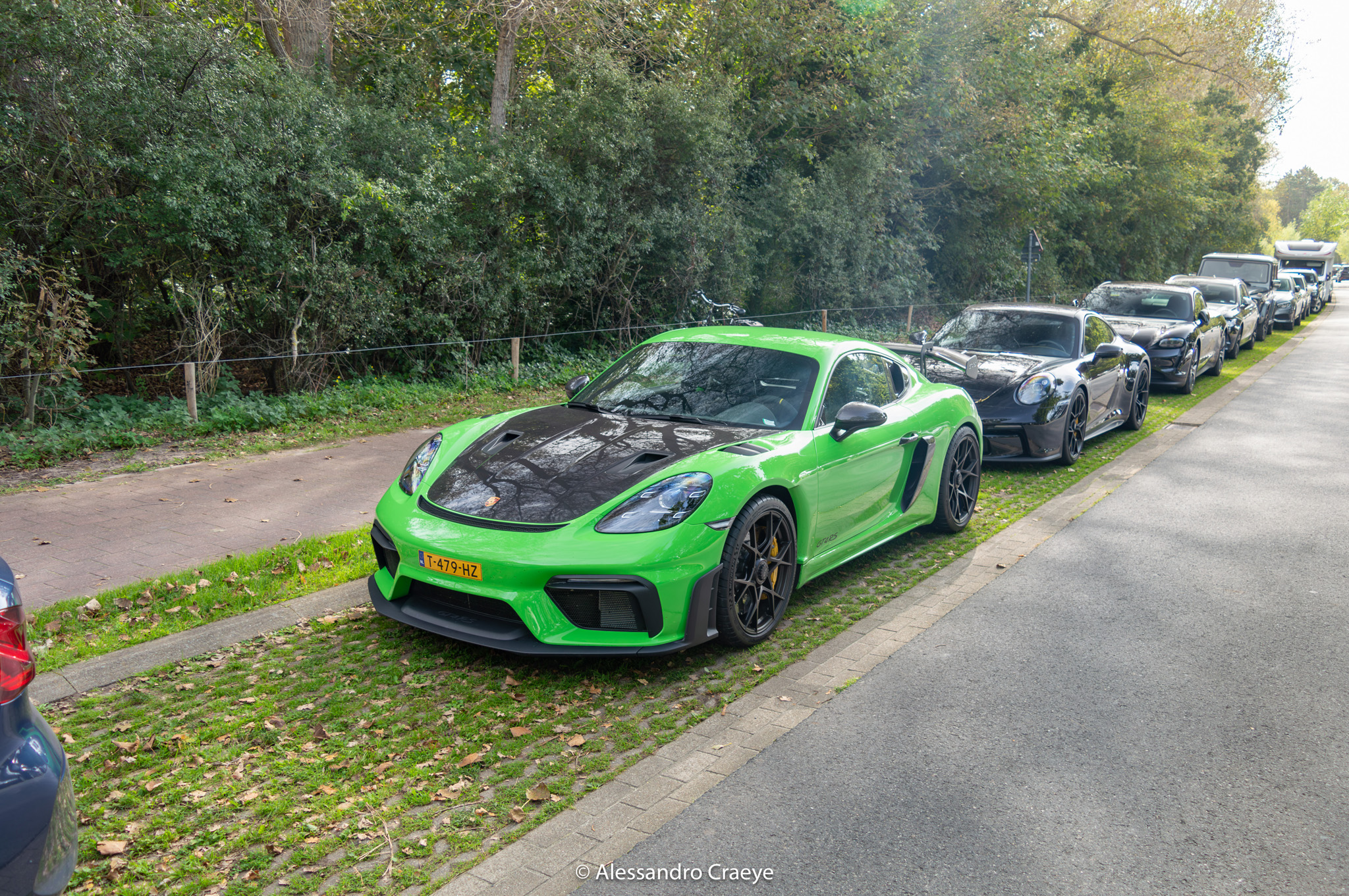 Yellow Green - Porsche Cayman GT4 RS (718) - carpaints.co