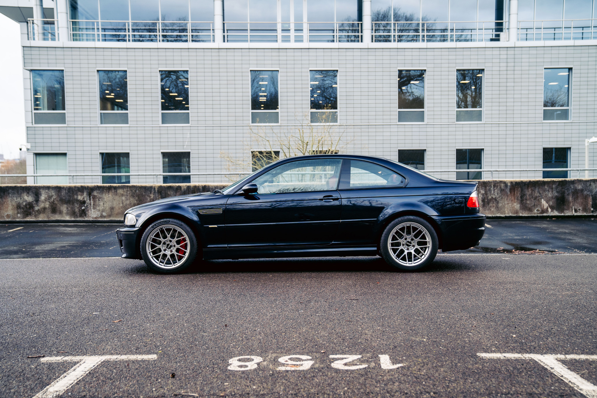Carbon Black - BMW M3 (E46) - carpaints.co