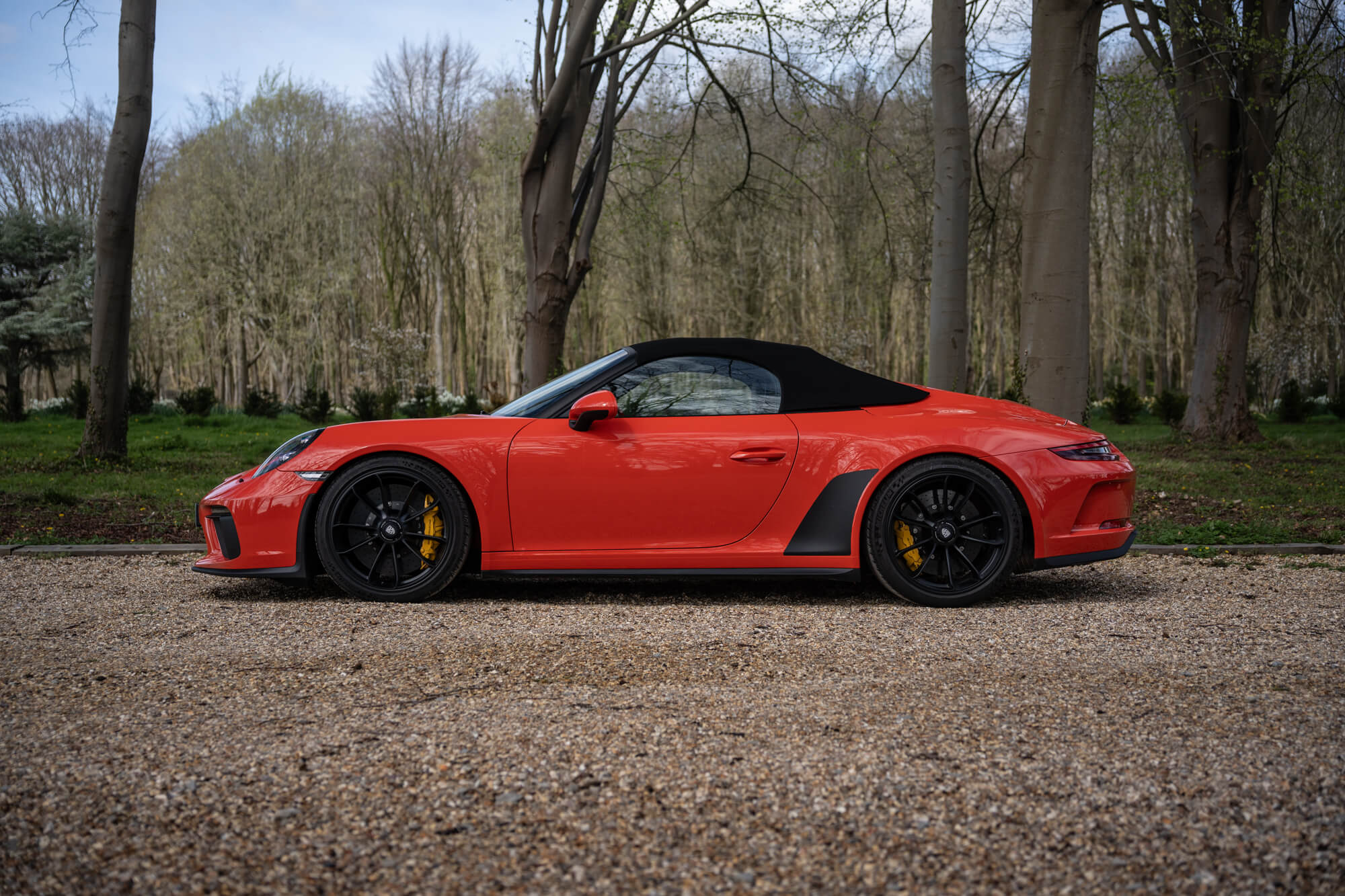 Lava Orange - Porsche 911 Speedster (991) - carpaints.co