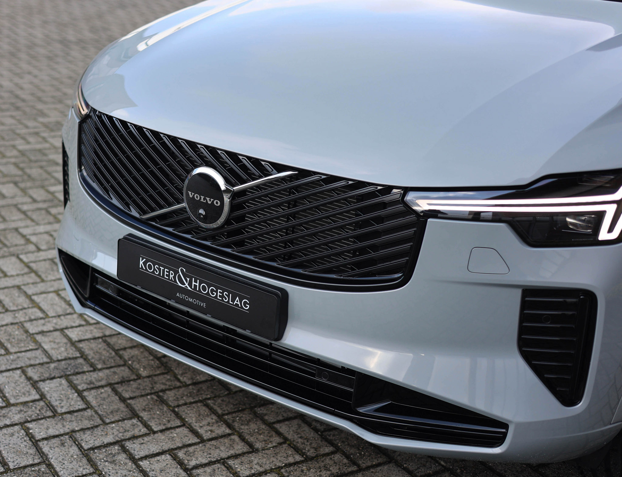 Vapour Grey - Volvo XC90 (II) - carpaints.co