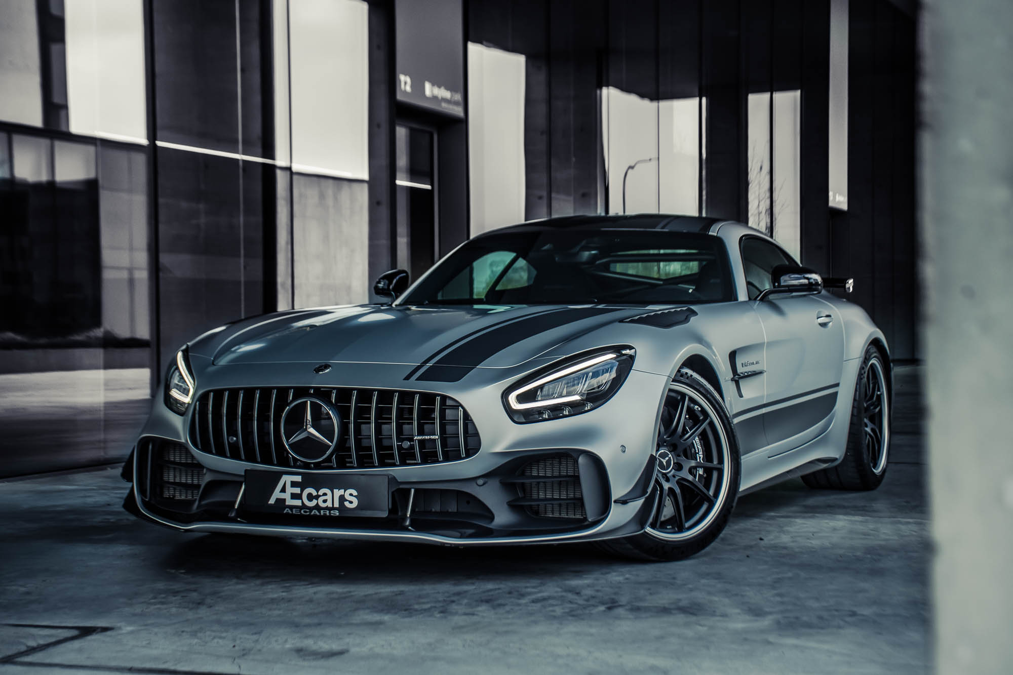 Iridium Silver Magno - Mercedes-AMG GT R Pro - carpaints.co