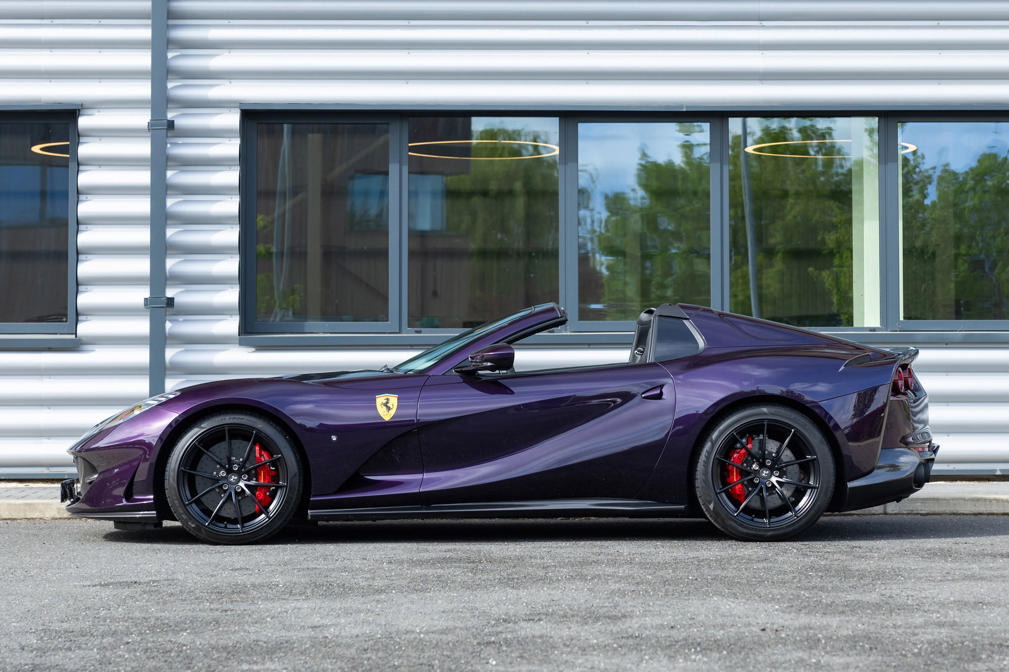 Viola Hong Kong - Ferrari 812 GTS - carpaints.co