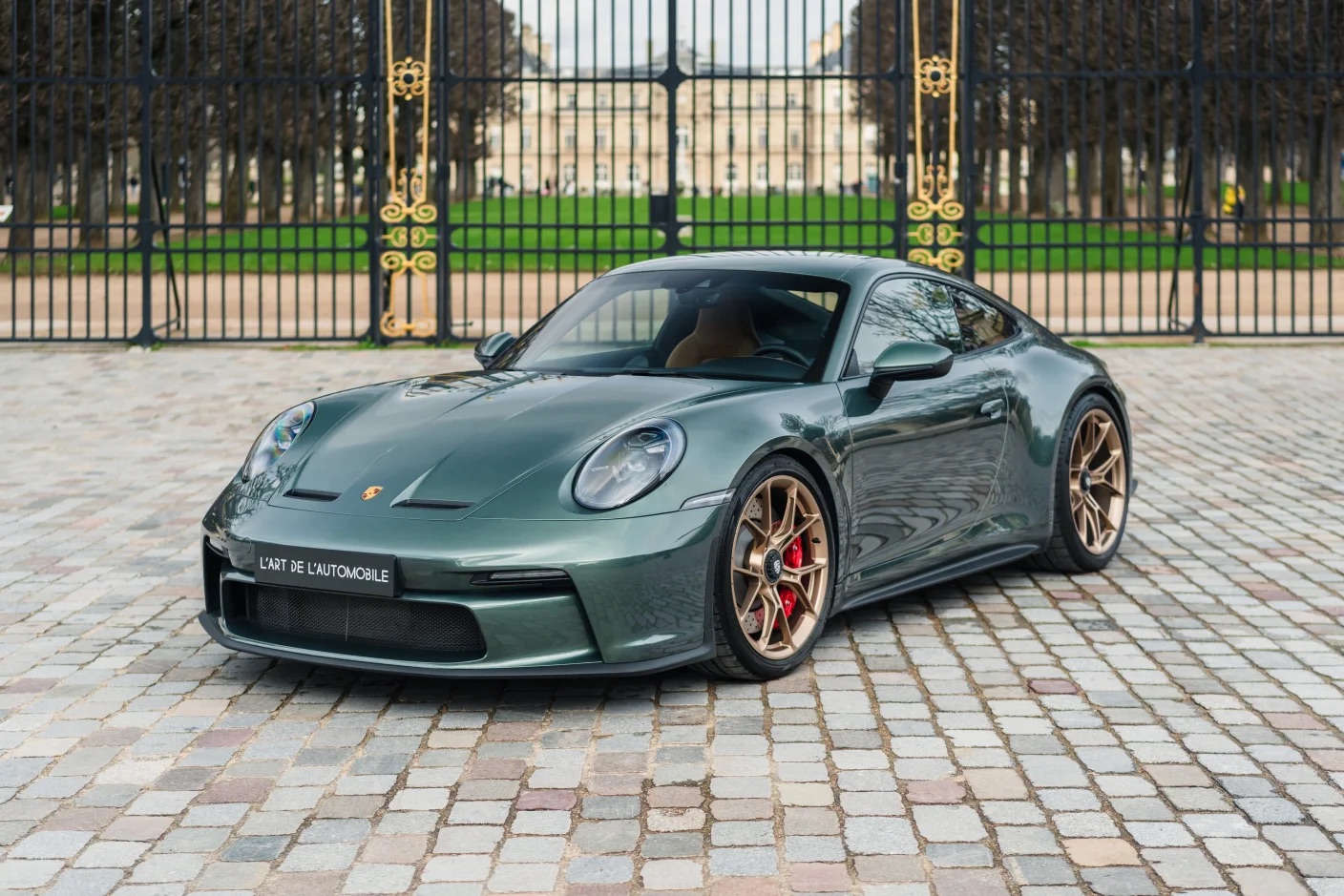 Malachite Green Metallic - Porsche 911 GT3 Touring (992) - carpaints.co