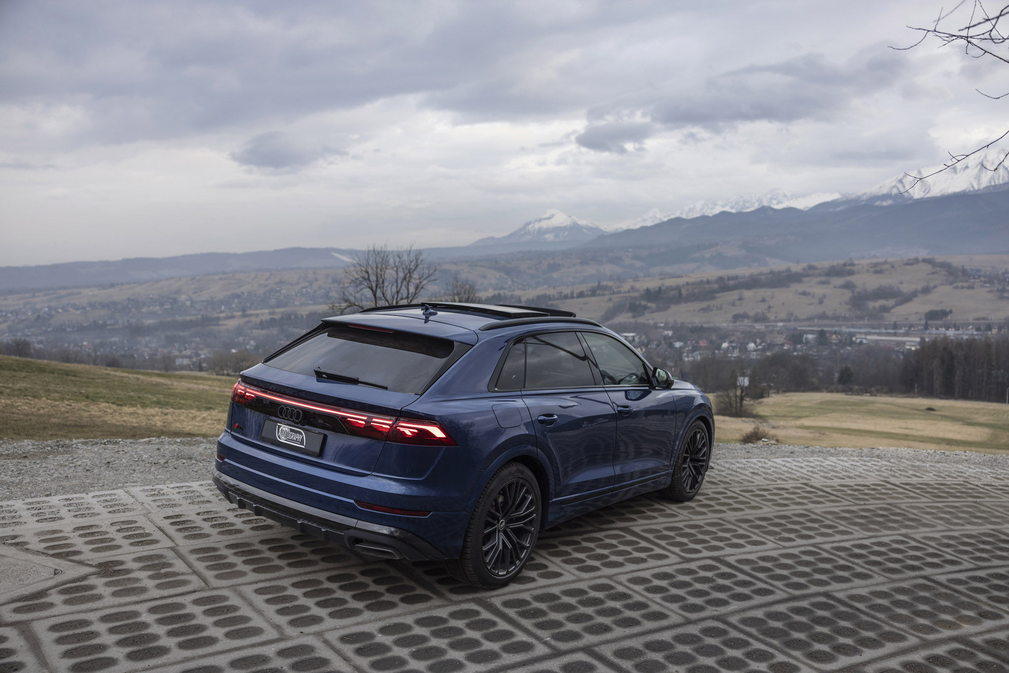 Ascari Blue - Audi Q8 - carpaints.co