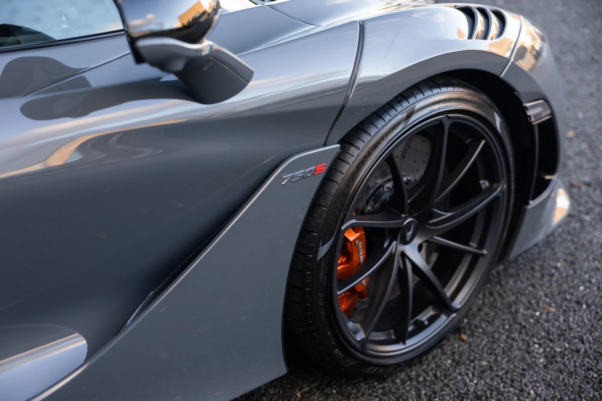 Chicane Grey - McLaren 750S - carpaints.co