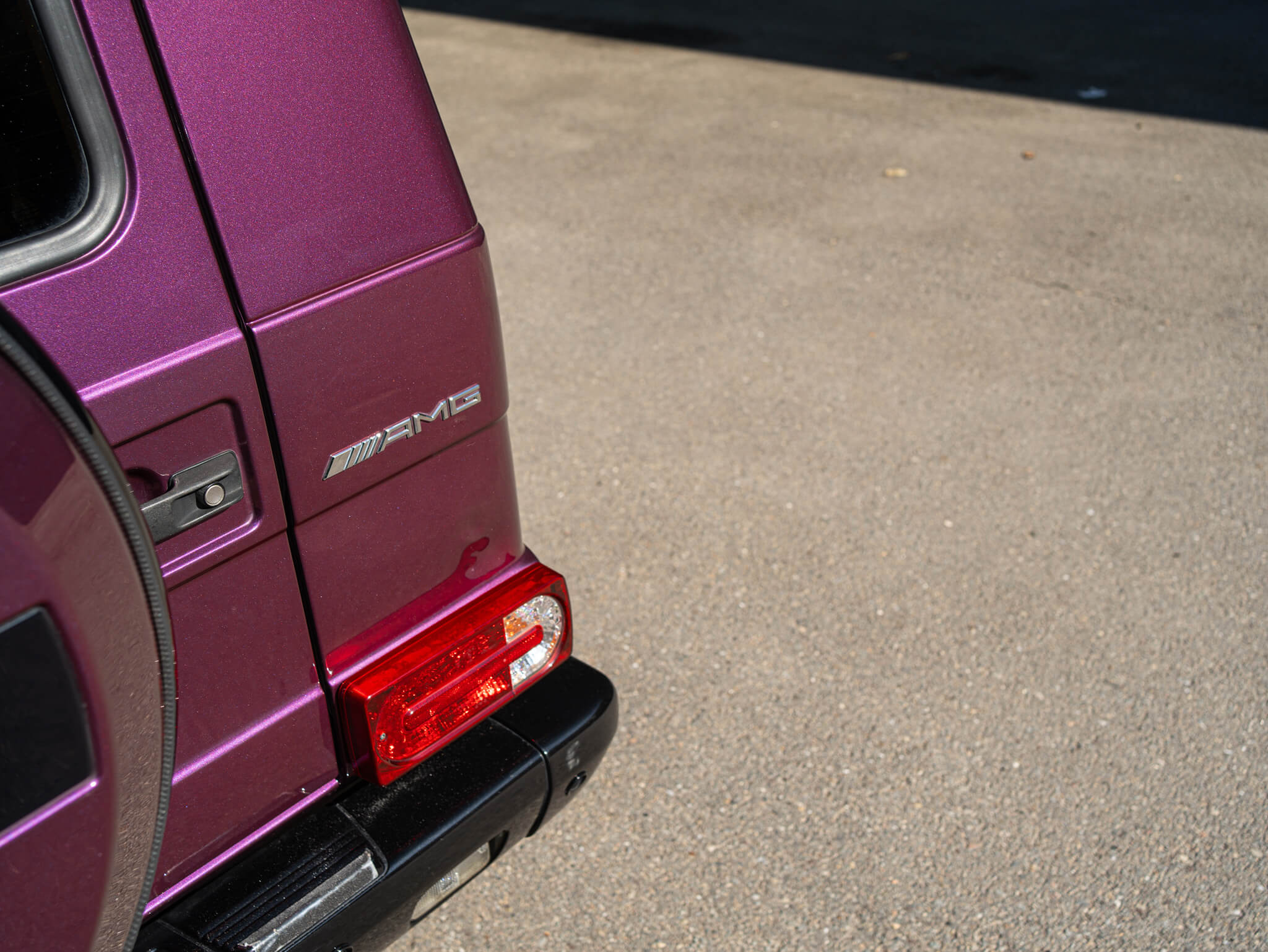 Galactic Beam - Mercedes-AMG G 63 Crazy Color Edition (W463 Gen 1 ...