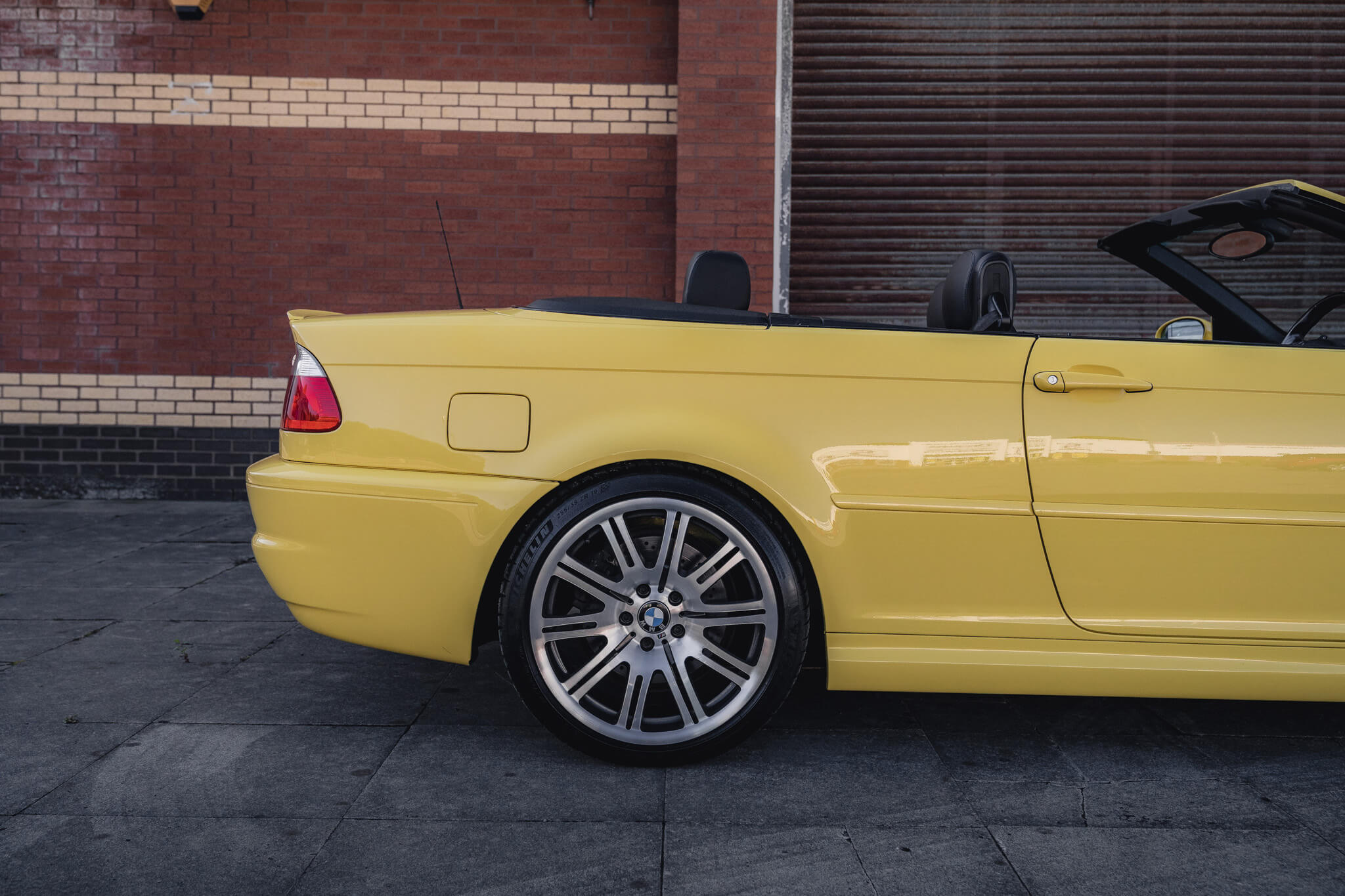 Dakar Yellow II - BMW M3 Convertible (E46) - carpaints.co