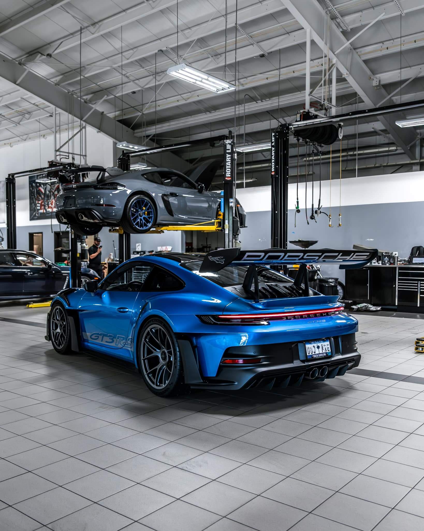 South Sea Blue - Porsche 911 GT3 RS (992) - carpaints.co