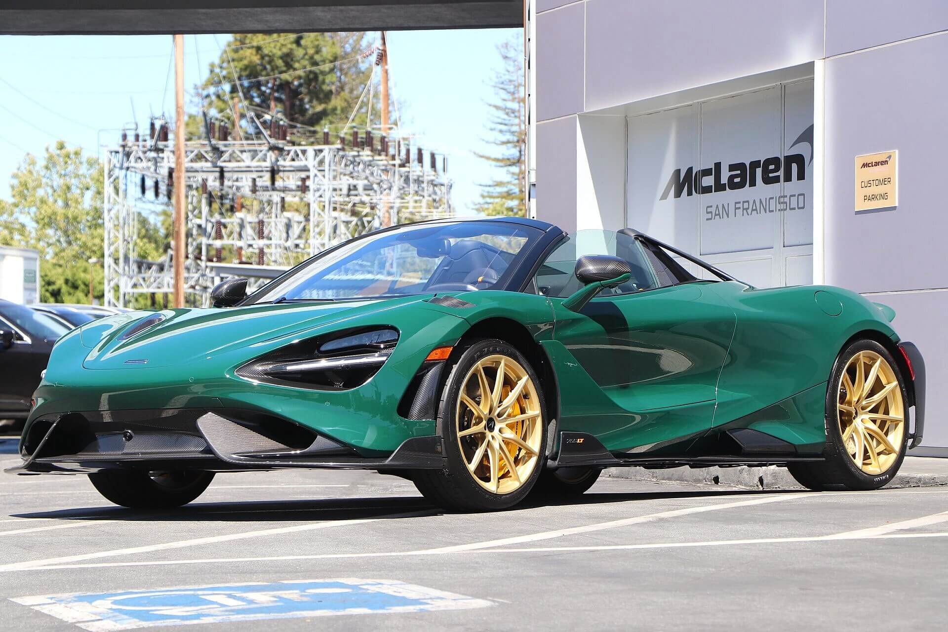 British Racing Green - McLaren 765LT Spider - carpaints.co