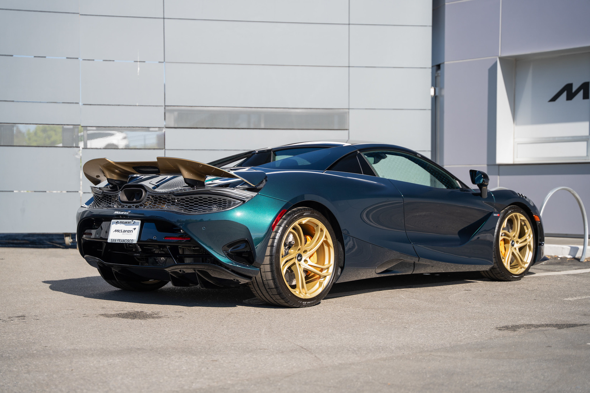 XP Green - McLaren 750S Spider - carpaints.co