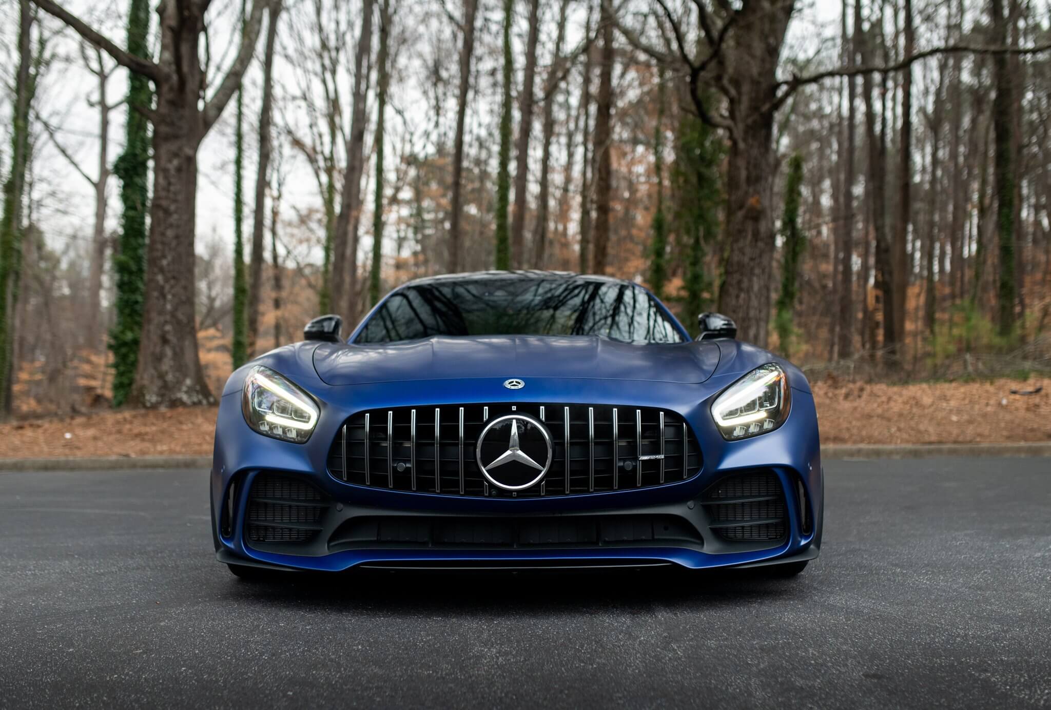 Brilliant Blue Magno - Mercedes-AMG GT R - carpaints.co