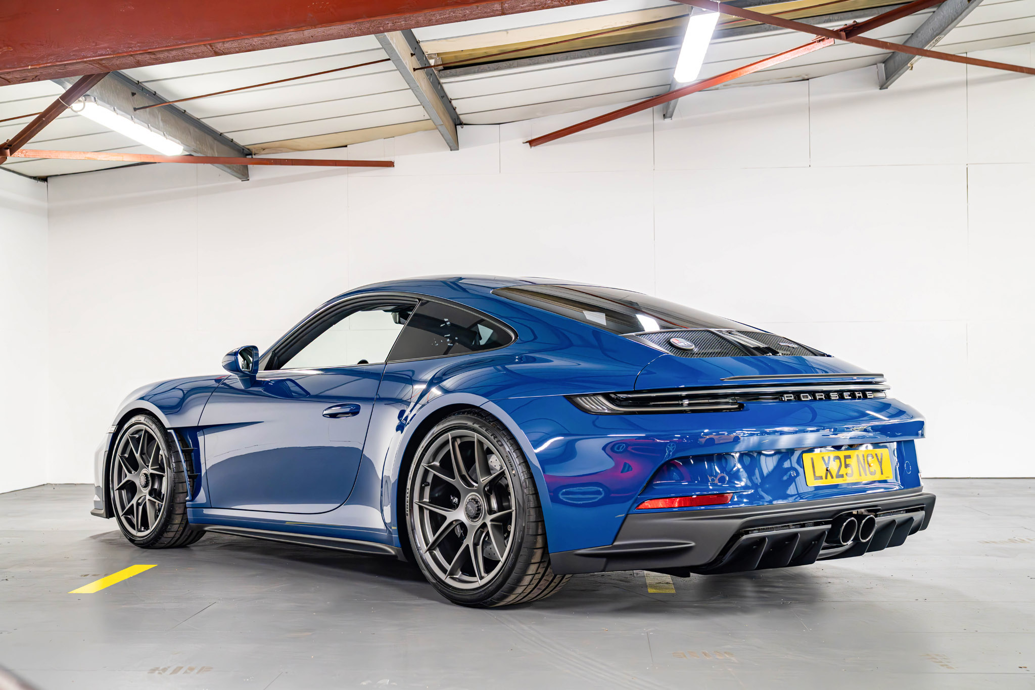 Manaus Blue - Porsche 911 S/T (992) - carpaints.co