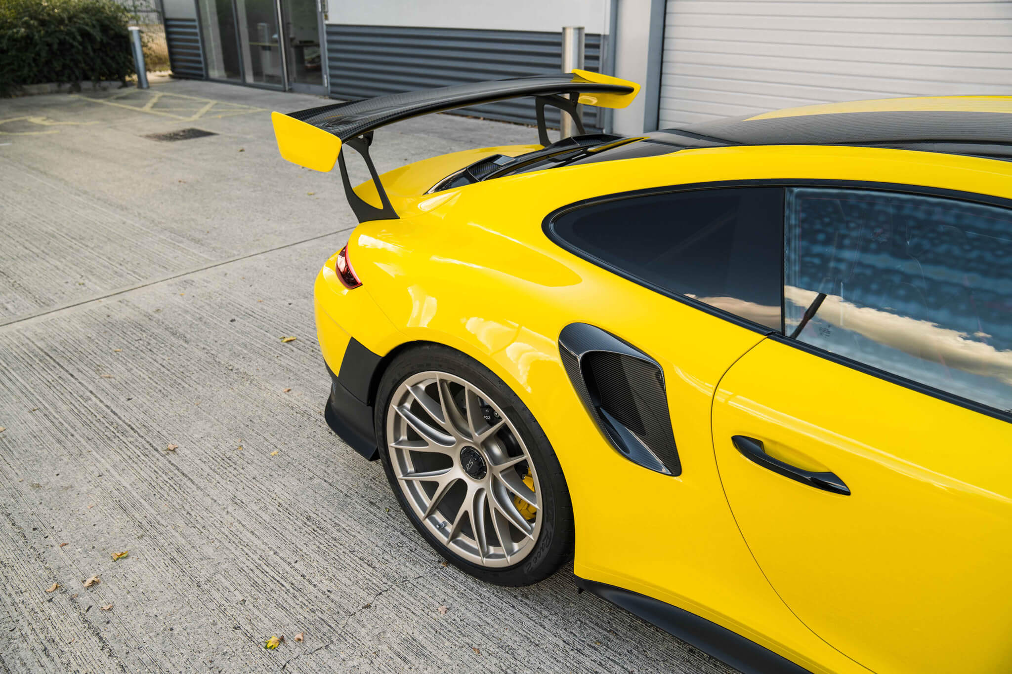 Racing Yellow - Porsche 911 GT2 RS (991) - carpaints.co