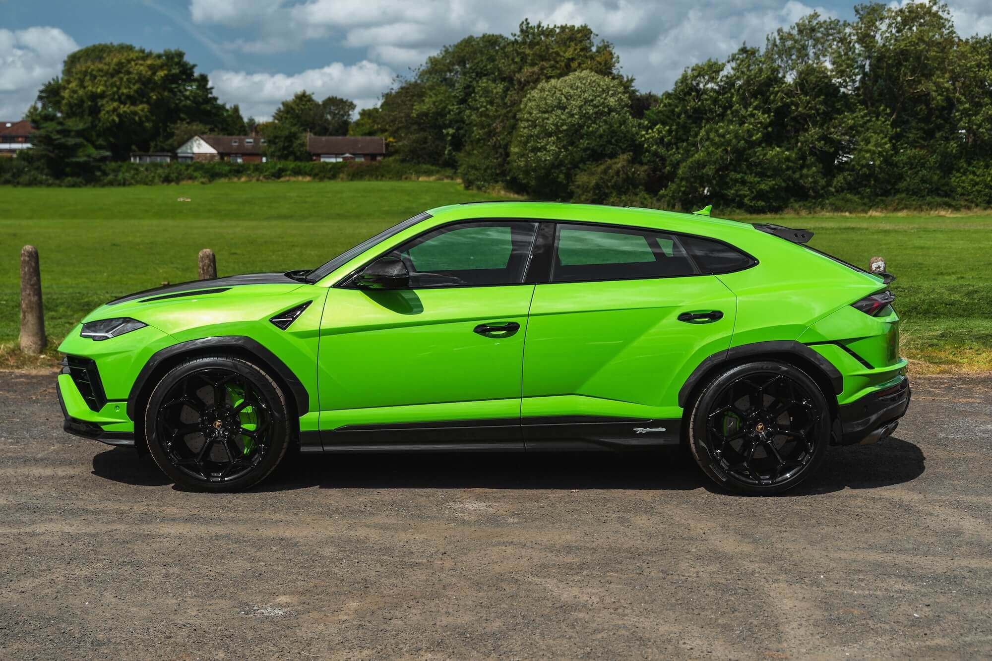 Verde Mantis - Lamborghini Urus Performante - carpaints.co