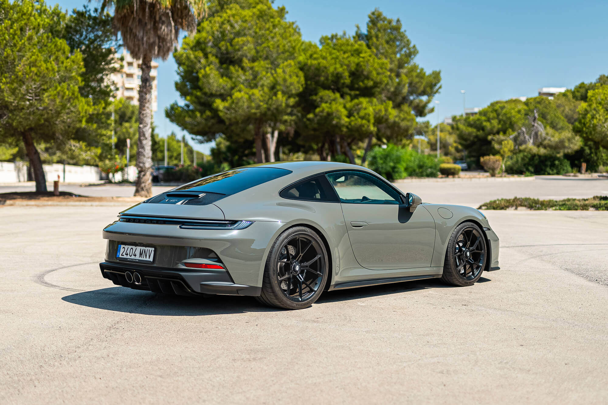 Alex Grey - Porsche 911 GT3 Touring (992) - carpaints.co