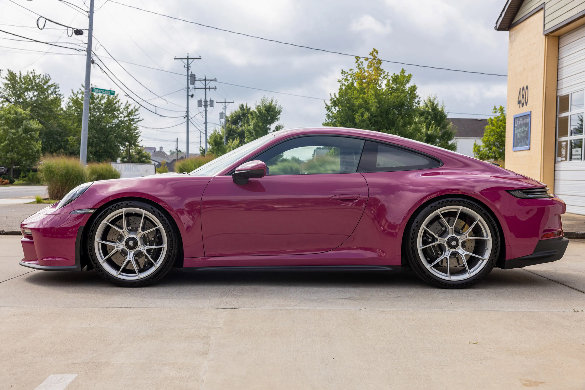 Ruby Star Neo - Porsche 911 GT3 Touring (992) - carpaints.co