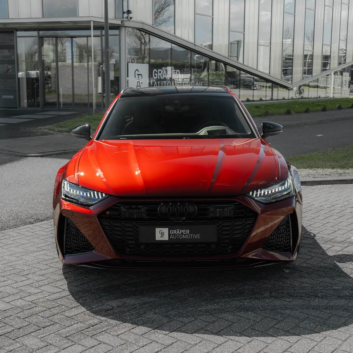 Grenadine Red - Audi RS6 Avant (C8) - carpaints.co