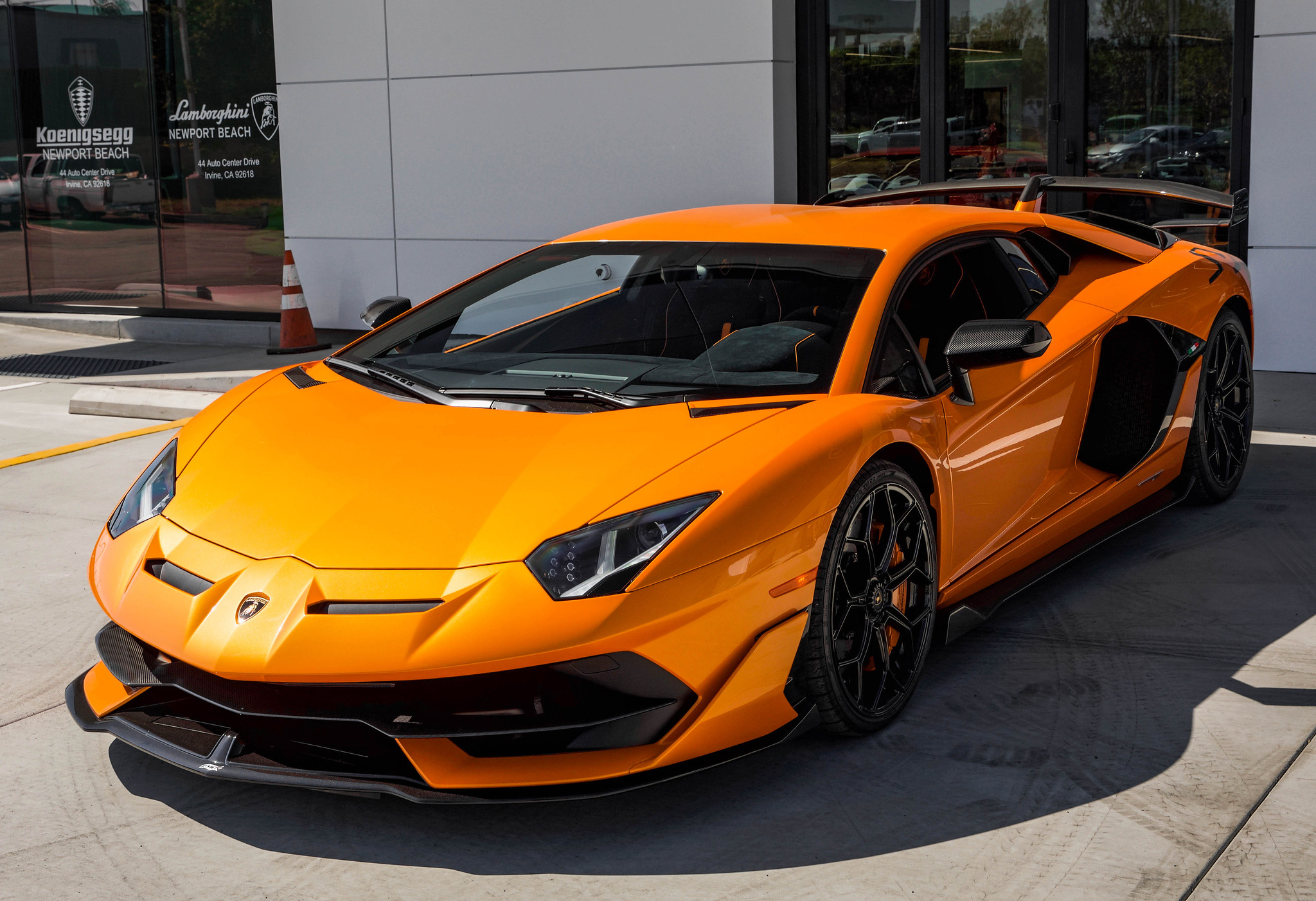 Arancio Atlas - Lamborghini Aventador SVJ (LP770-4) - carpaints.co