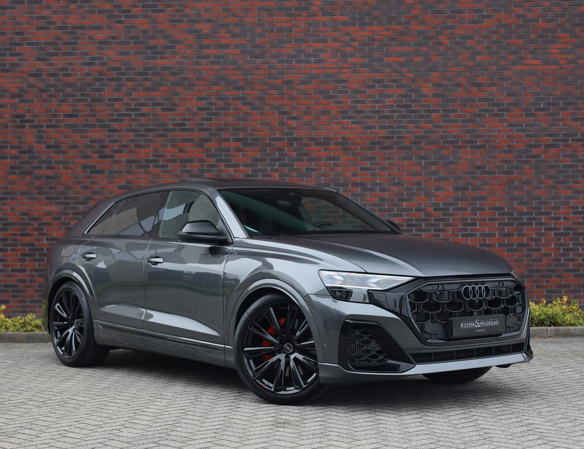 Daytona Grey - Audi Q8 - carpaints.co