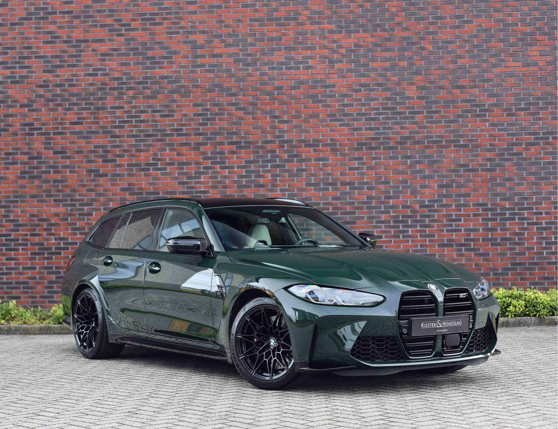 Brewster Green - BMW M3 Touring (G81) - carpaints.co