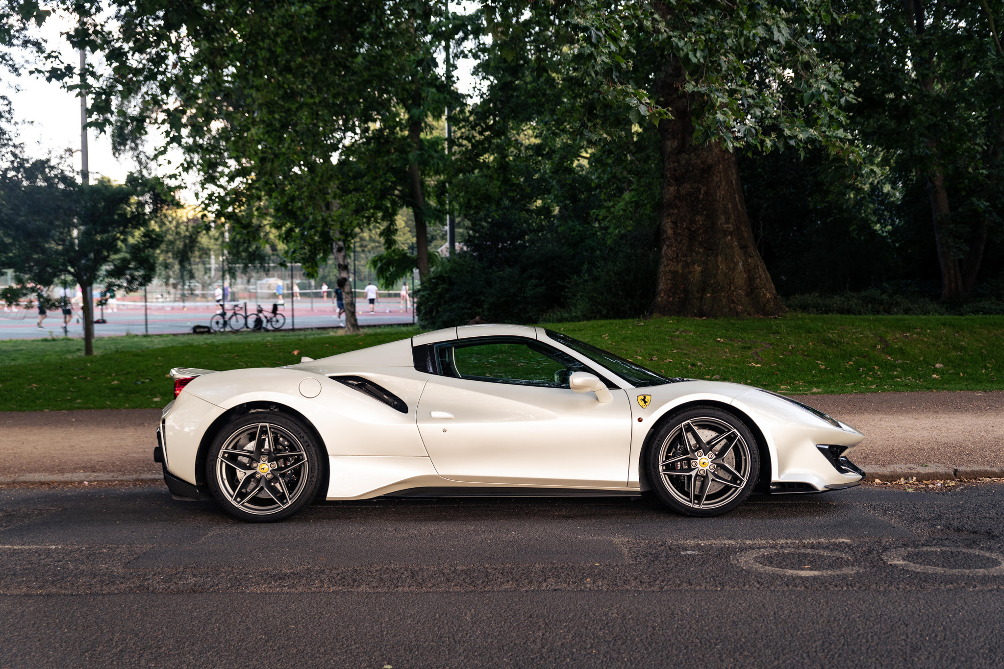 Bianco Fuji - Ferrari 488 Pista Spider - carpaints.co