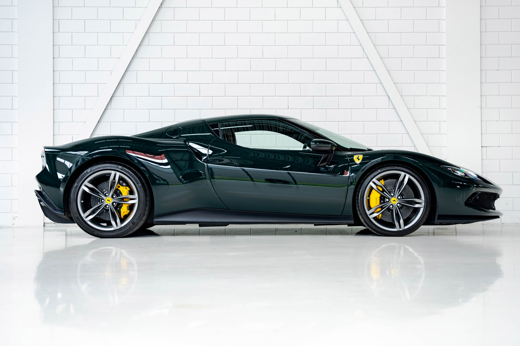 Verde British Racing - Ferrari 296 GTB - carpaints.co