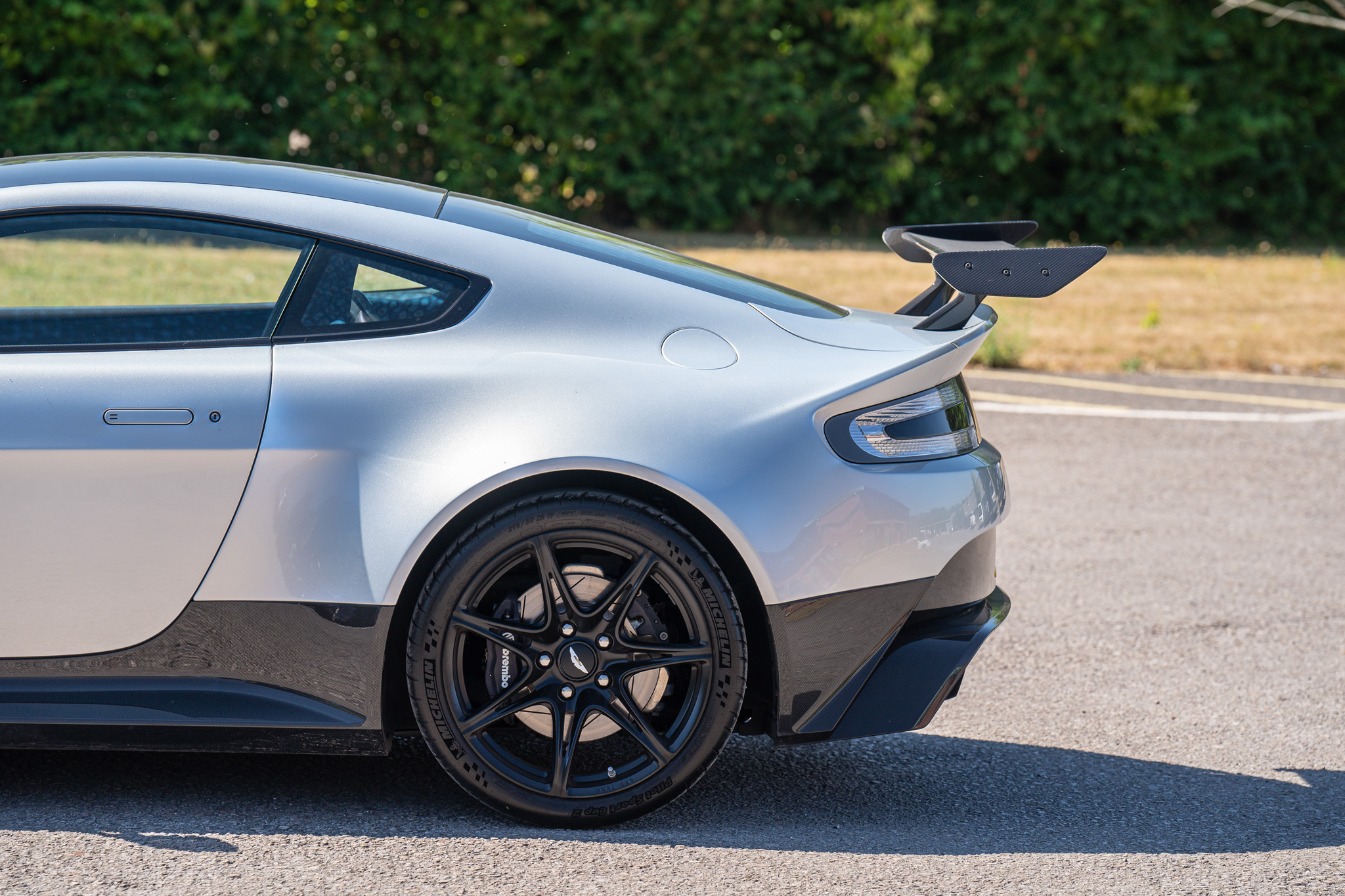 Lightning Silver - Aston Martin Vantage GT8 - carpaints.co