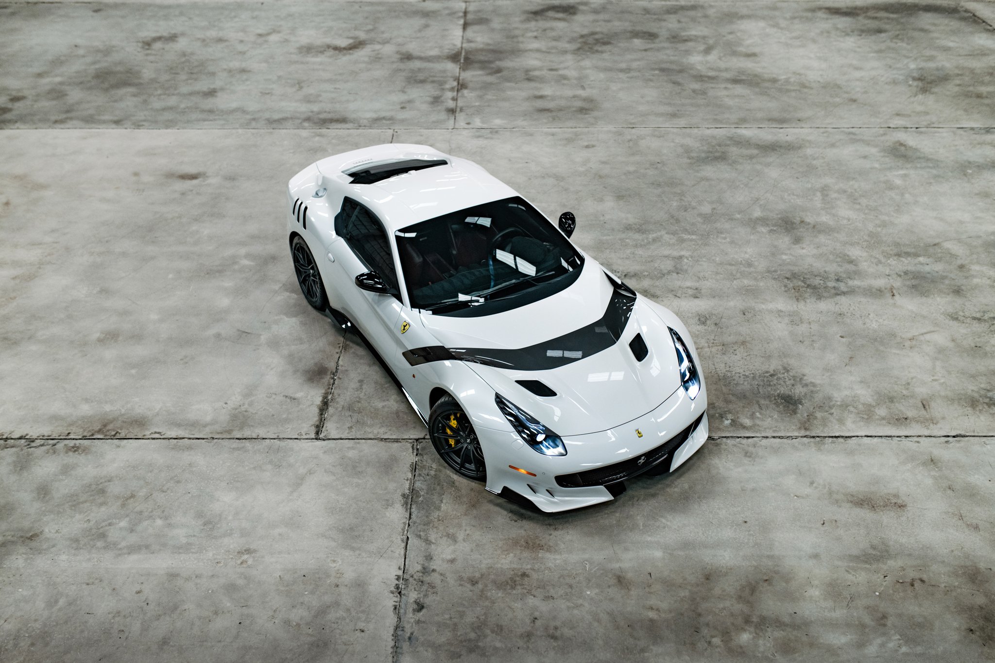 Bianco Sanae - Ferrari F12 TDF - carpaints.co