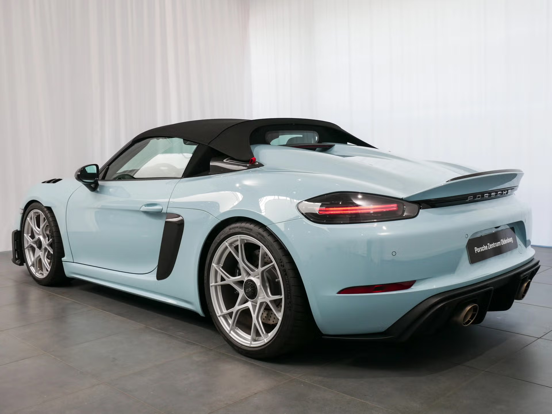 Meissen Blue - Porsche Spyder RS (718) - carpaints.co