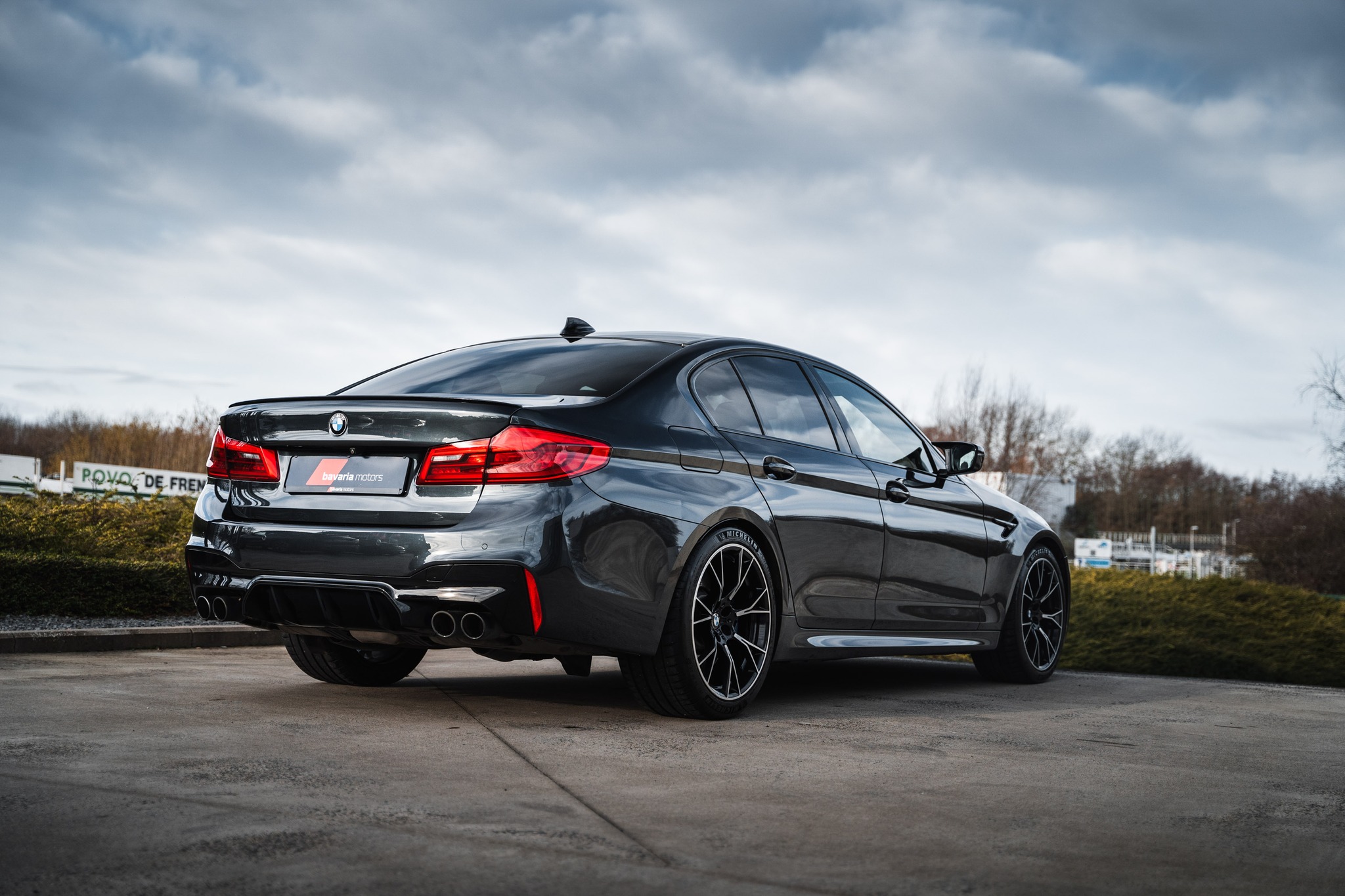 Singapore Grey - BMW M5 (F90) - carpaints.co