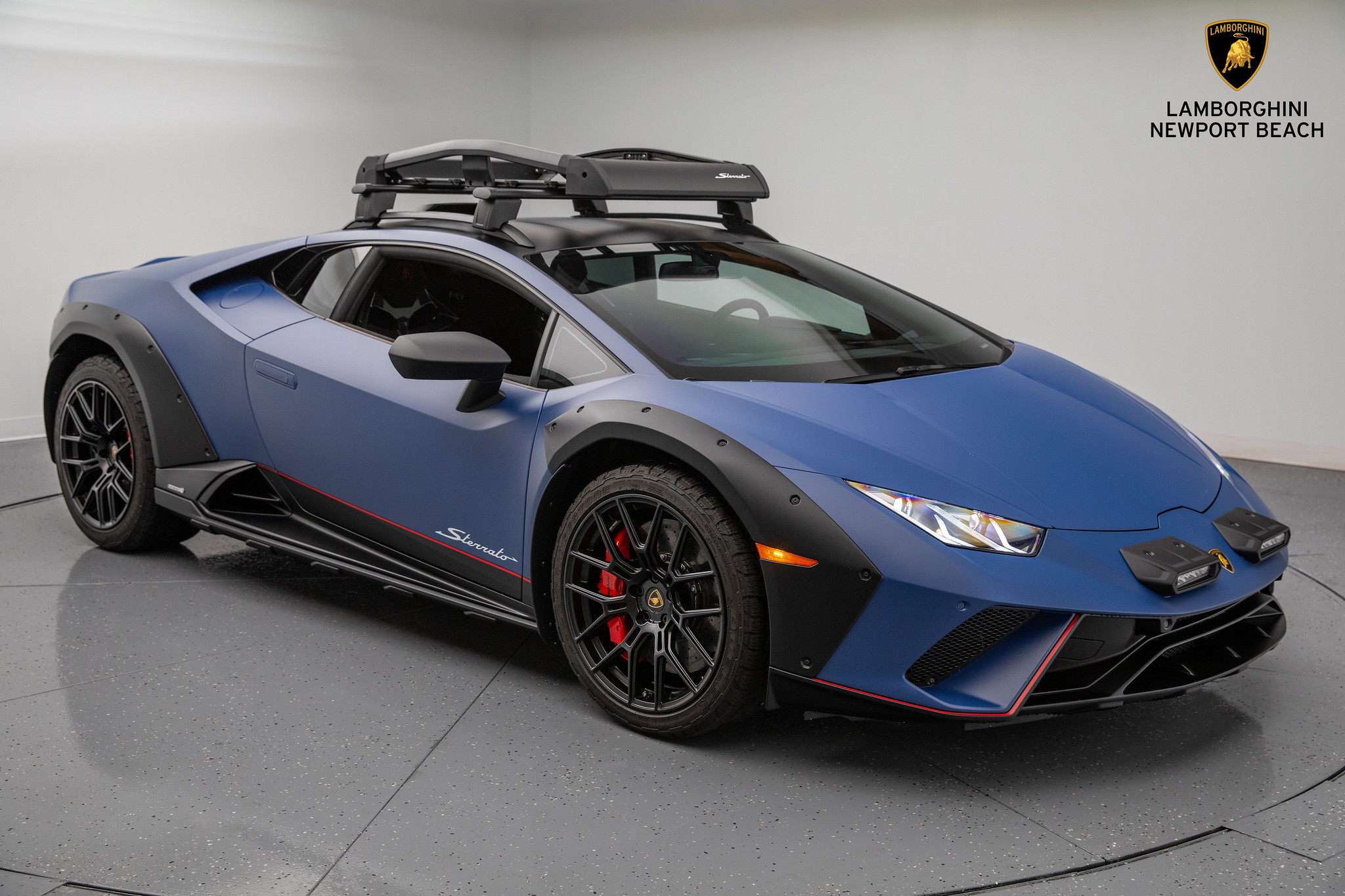 Blu Grifo - Lamborghini Huracán Sterrato - carpaints.co