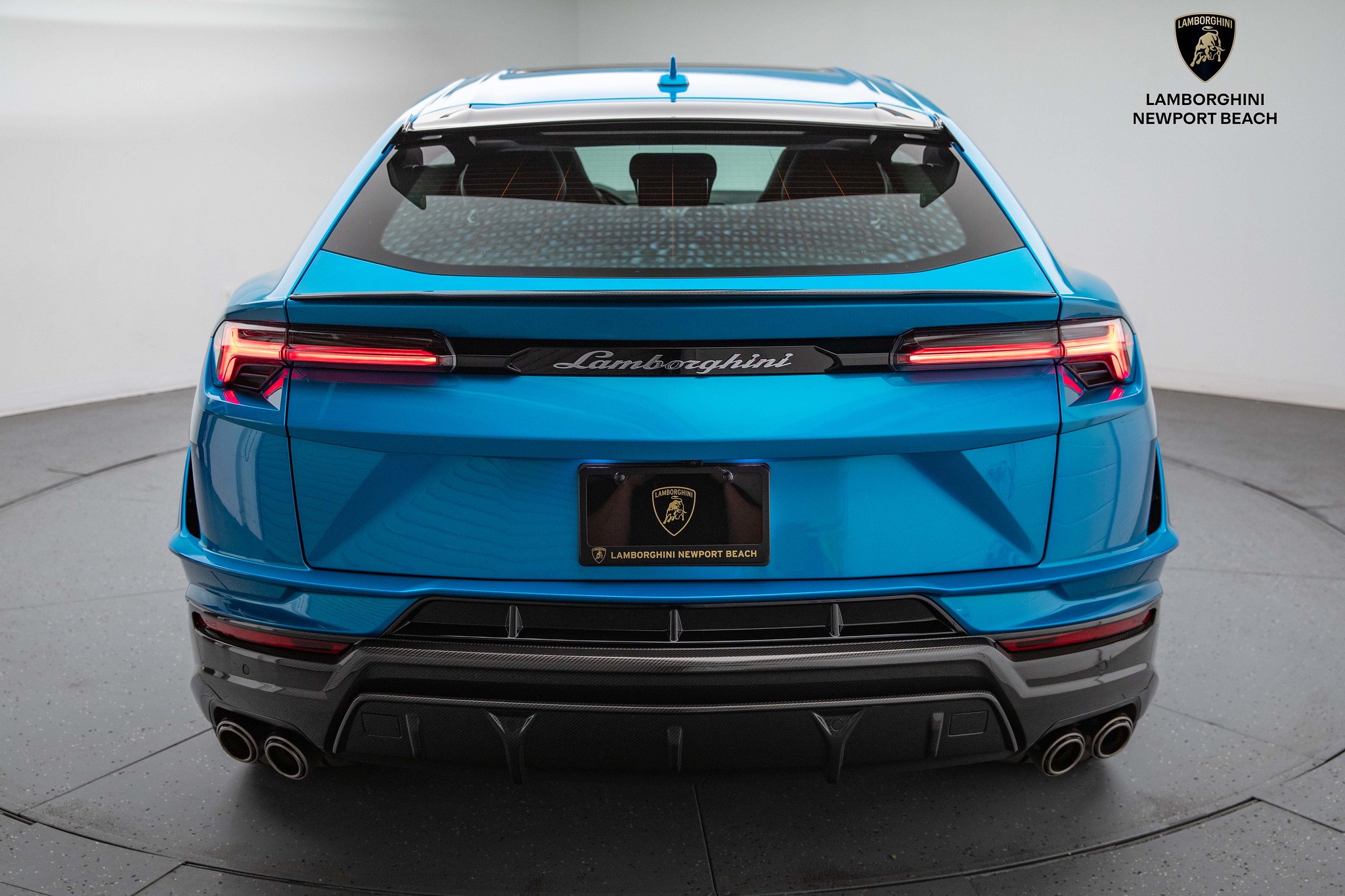 Blu Uranus - Lamborghini Urus Performante - carpaints.co